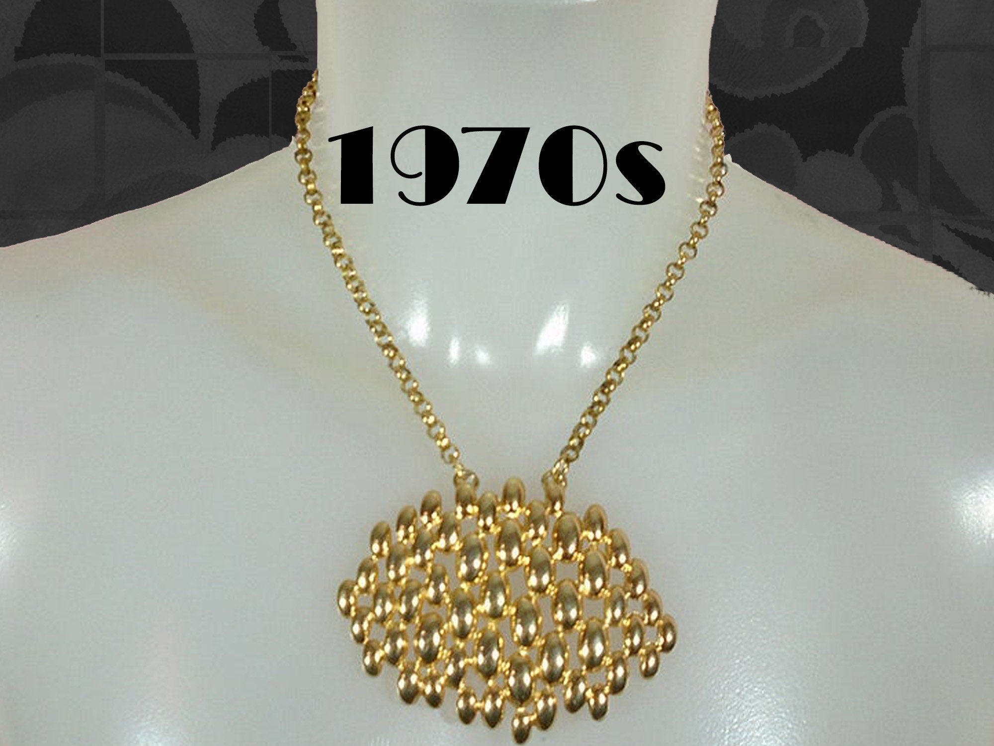 Vintage 70s Gold Tone Brutalist Statement Pendant Necklace Shop