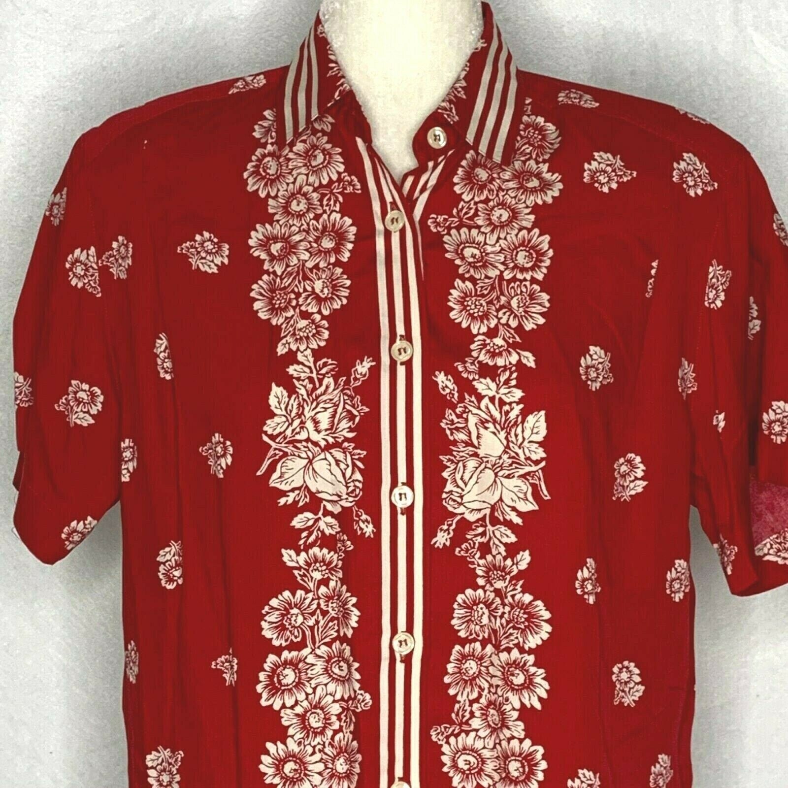 Vintage Liz Sport Floral Button Up Shirt S Petite Red White Short Sleeves Shou | Shop THRILLING