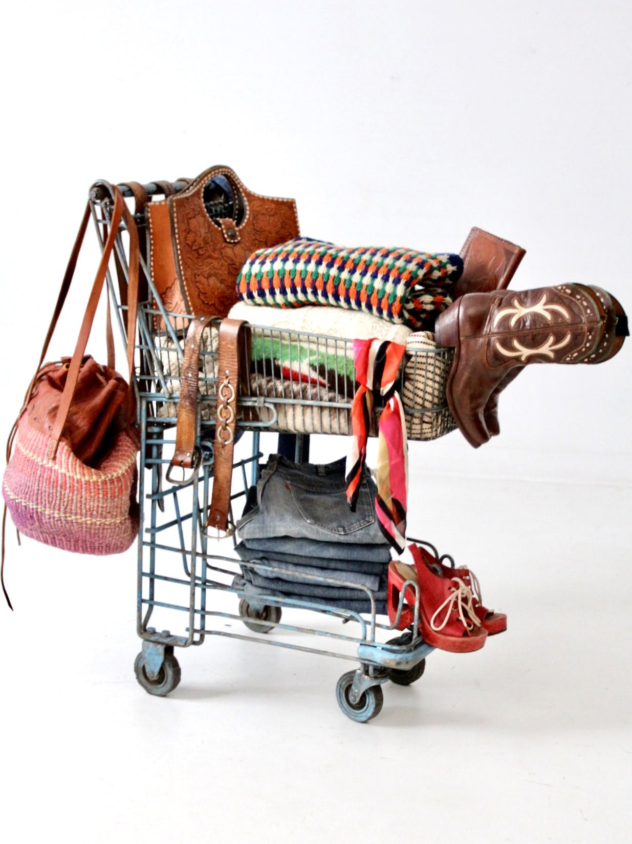 86 Vintage - Curated Collection of Unique Items | Shop THRILLING