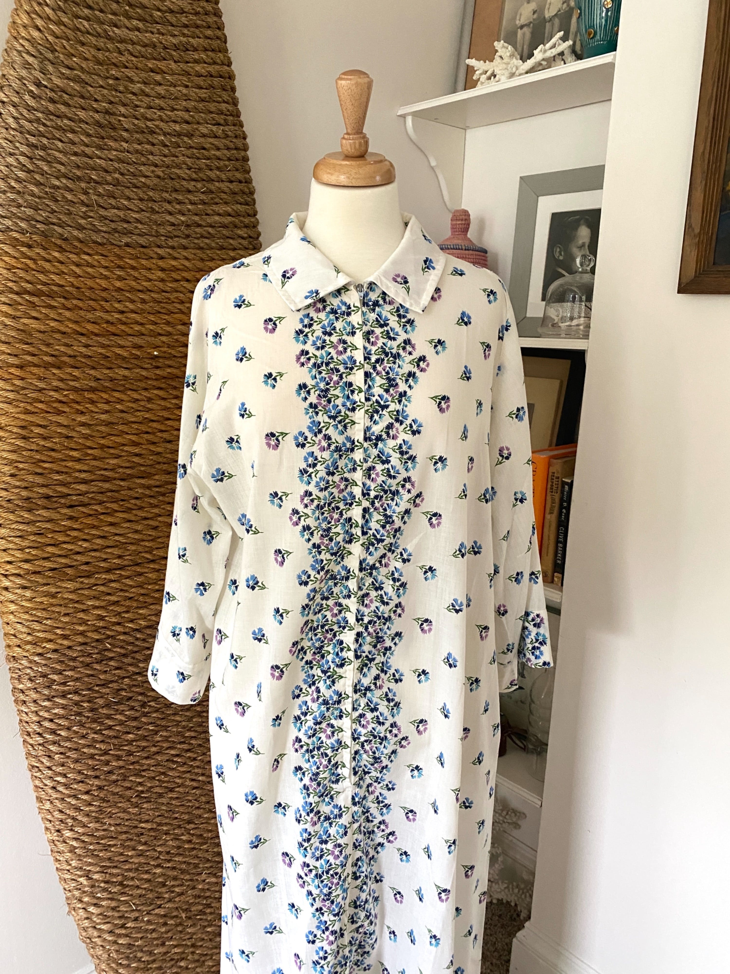 Vintage 50's Floral Print nightgown , housedress | Shop THRILLING