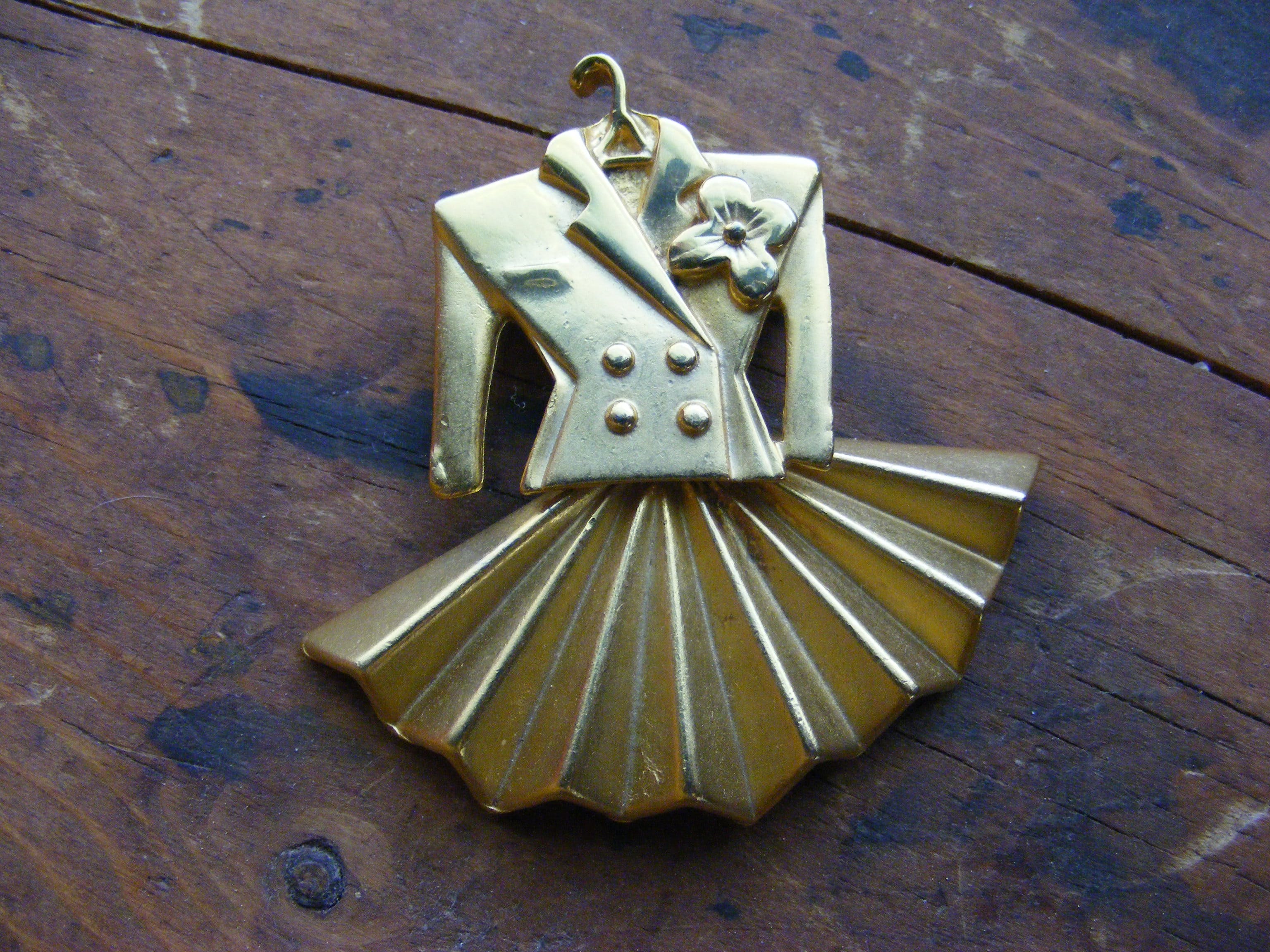 Vintage 80’s Gold Dress Pin | Shop THRILLING