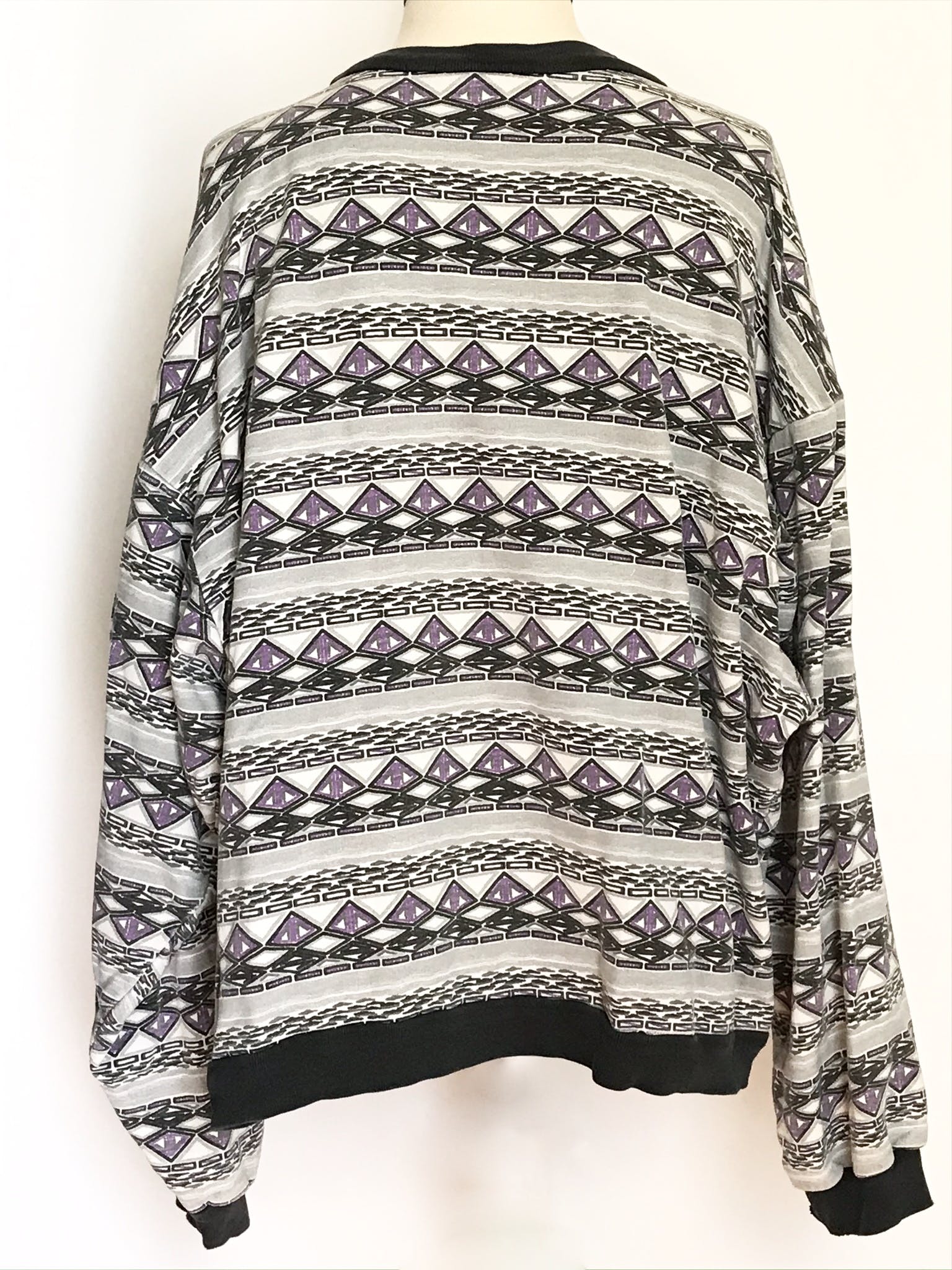 Vintage 90’s Geometric Design Crewneck Sweatshirt by Zero Gravity ...