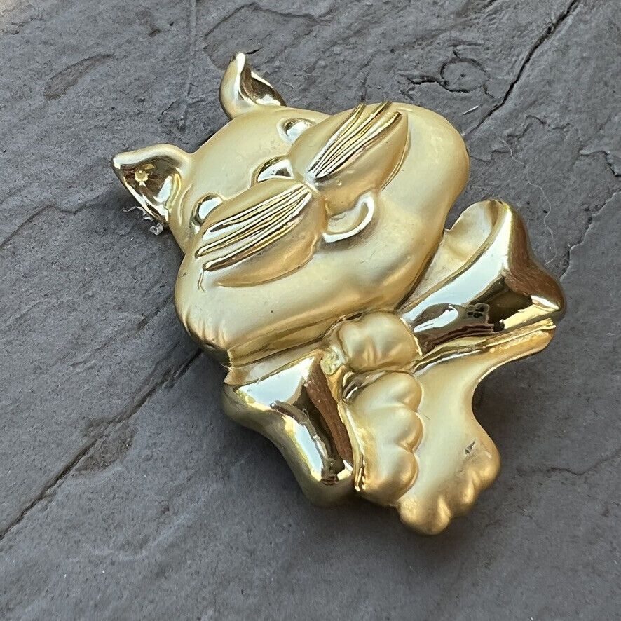 Vintage Gold Tone Cat Brooch Shiny Brushed Two Tone Smiling Kitty by ...