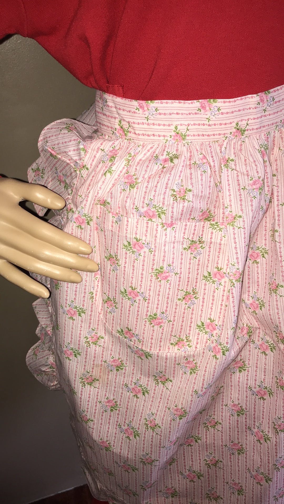 Vintage 50's Cottagecore Calico Ruffled Apron | Shop THRILLING