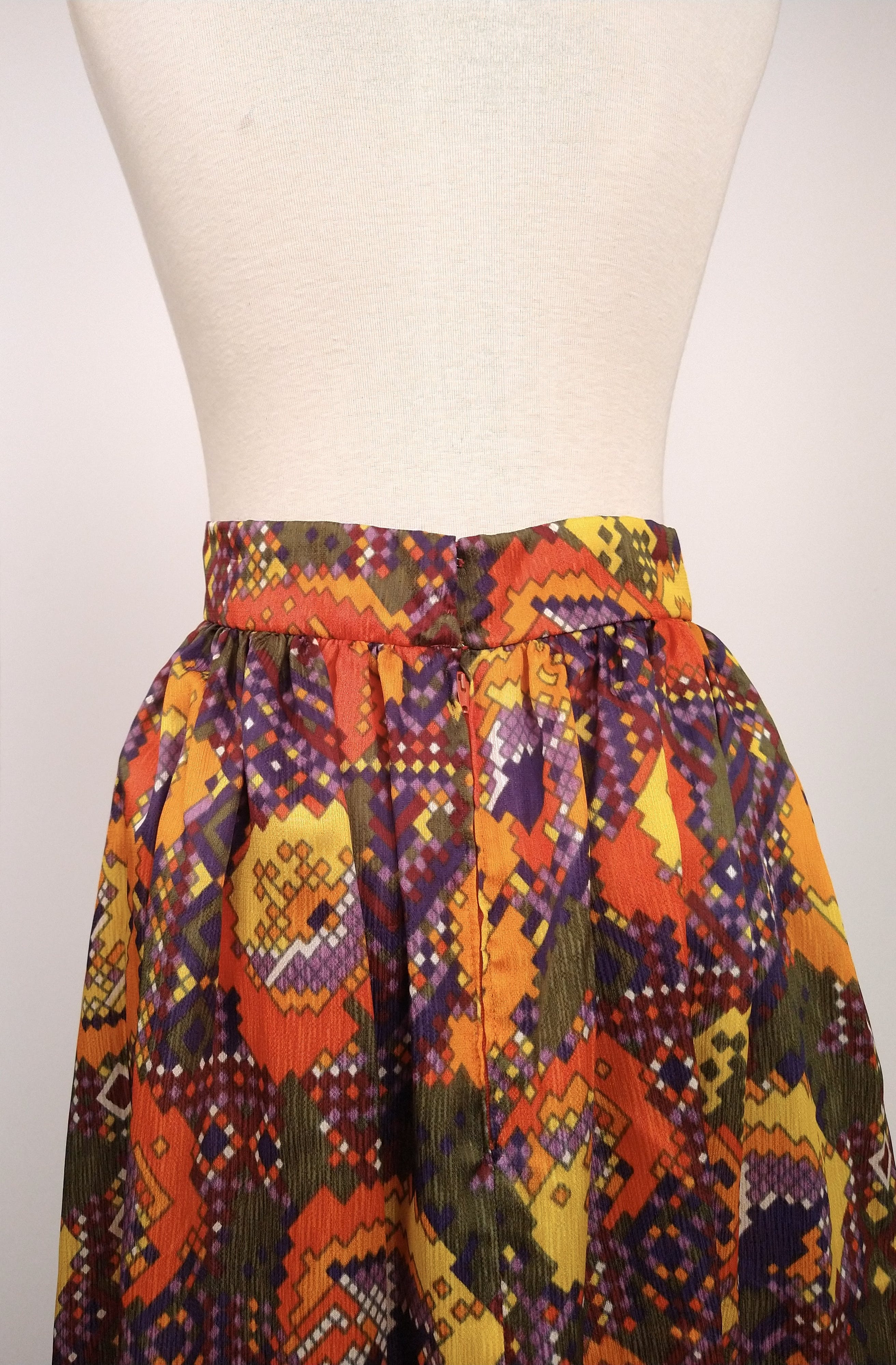 Vintage 70's High Waisted Pixel Printed Maxi Skirt by Francesca For ...