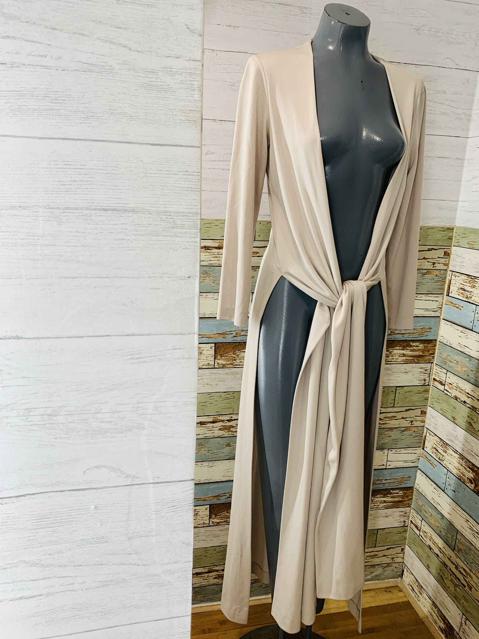 Vintage 70's Open Front Robe by Lee Jordan | Shop THRILLING