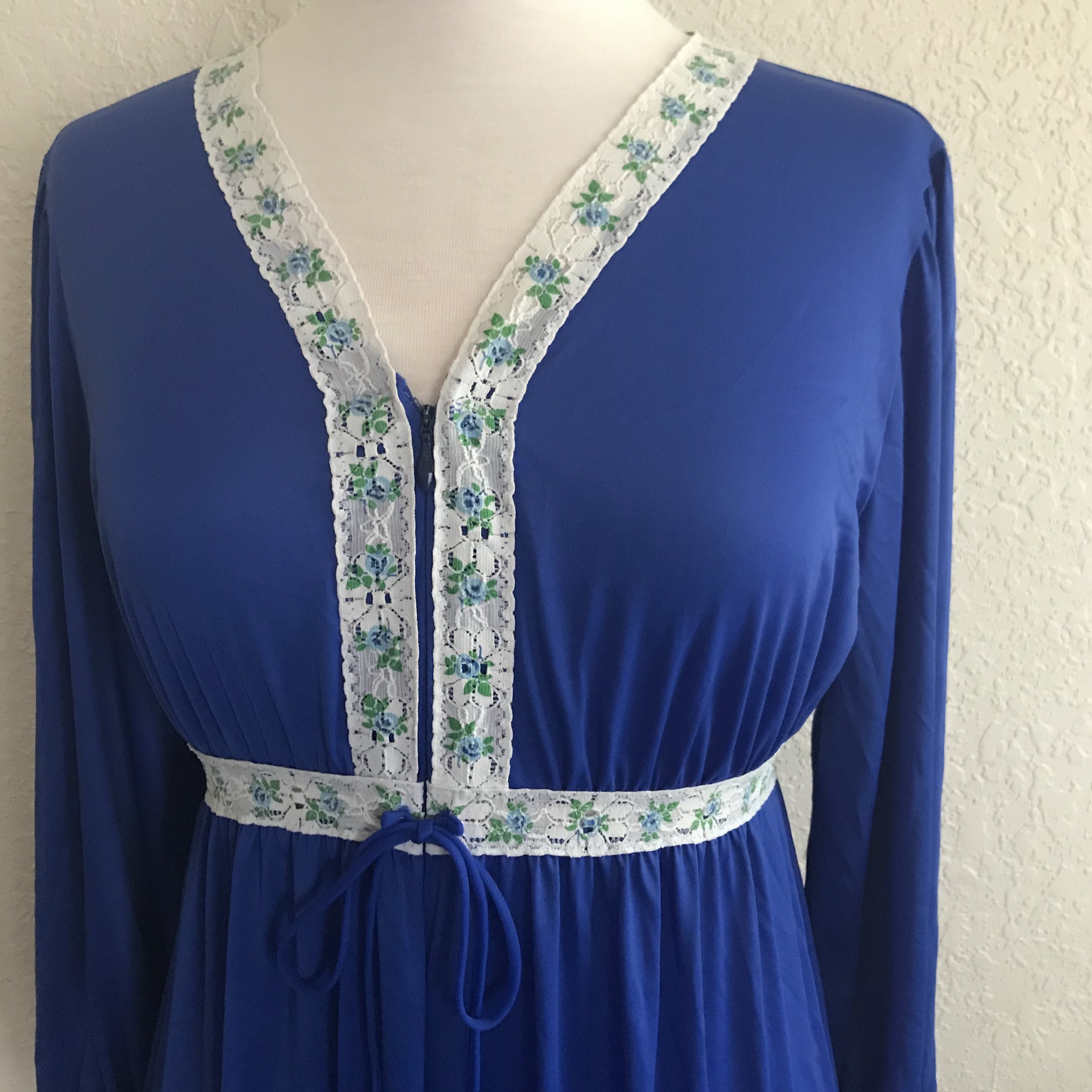 Vintage 70’s Long Blue Robe by Lorraine | Shop THRILLING