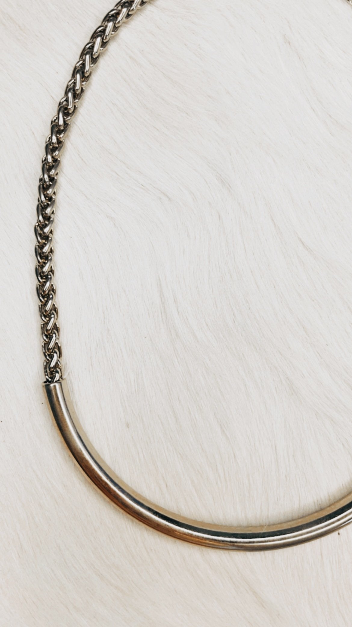 Vintage Gold Bar and Chain Necklace by St. Thomas | Shop THRILLING