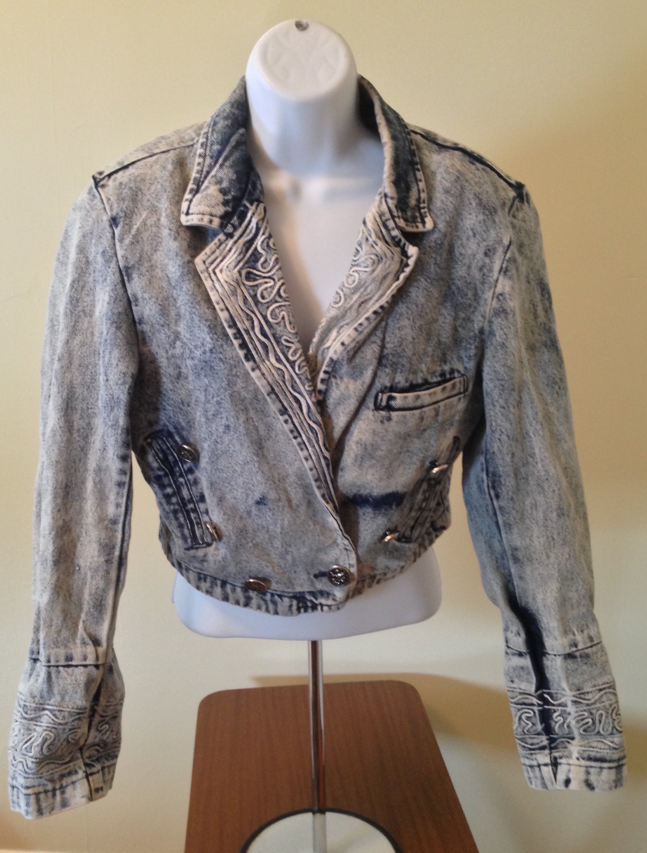 Vintage 80's Acid Washed Denim Cropped Jacket with Embroidered Collar ...