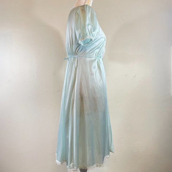 Vintage 80s Blue Nylon And White Lace Short Robe/bed Jacket | Shop ...