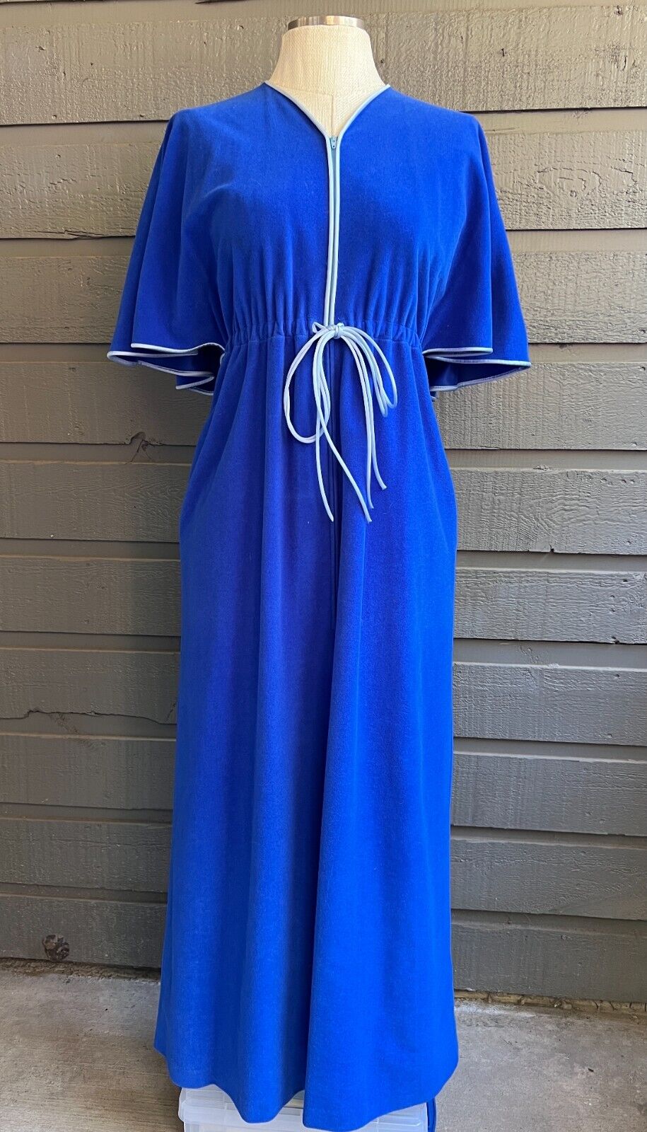 Vintage 70s Blue Velour Terry Cloth Bath Robe Pool Cover Up By Vanity ...