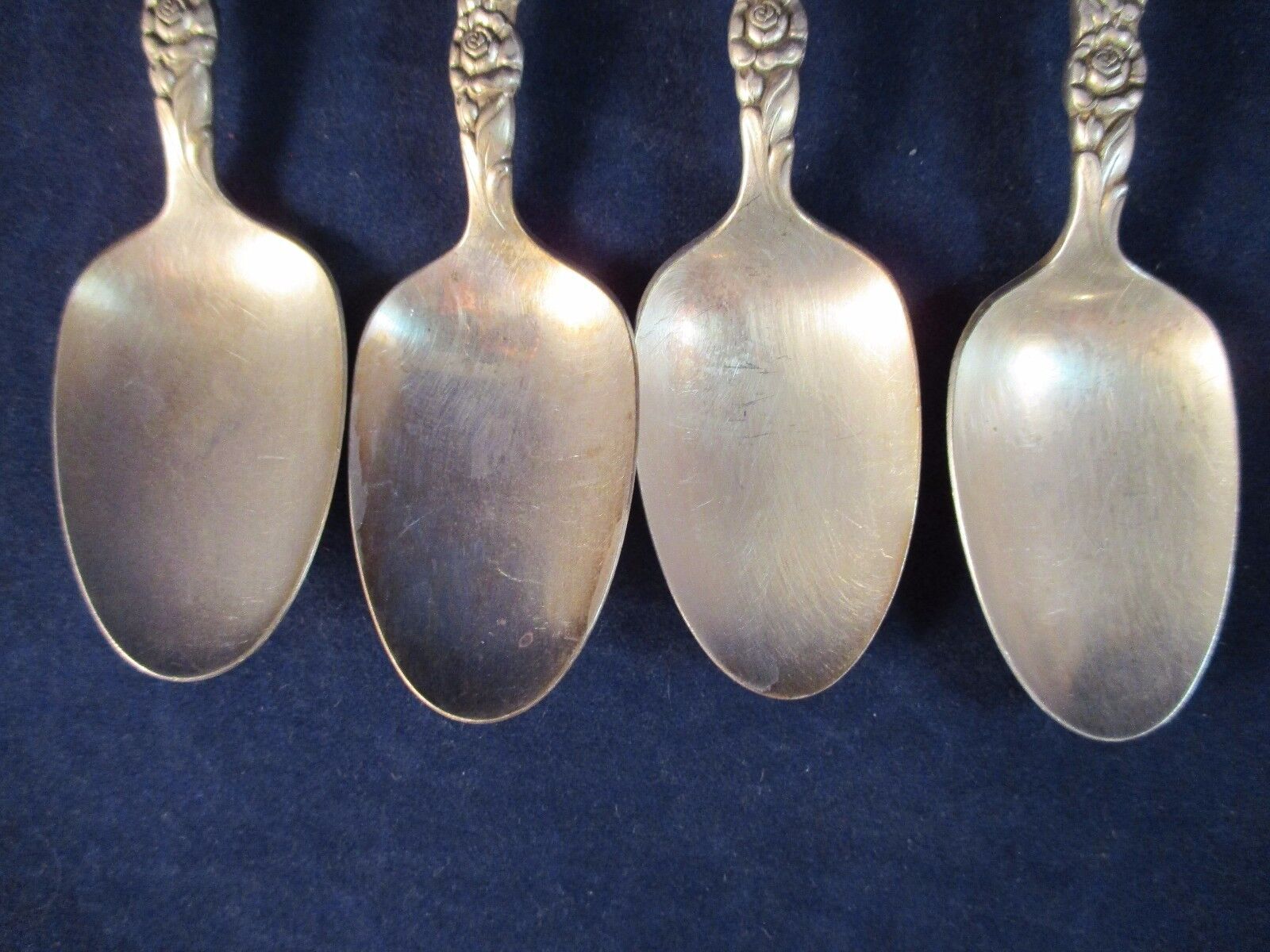 Vintage Oneida Adventure Tea Dessert Spoons Four Silverplate 1955 Midc ...