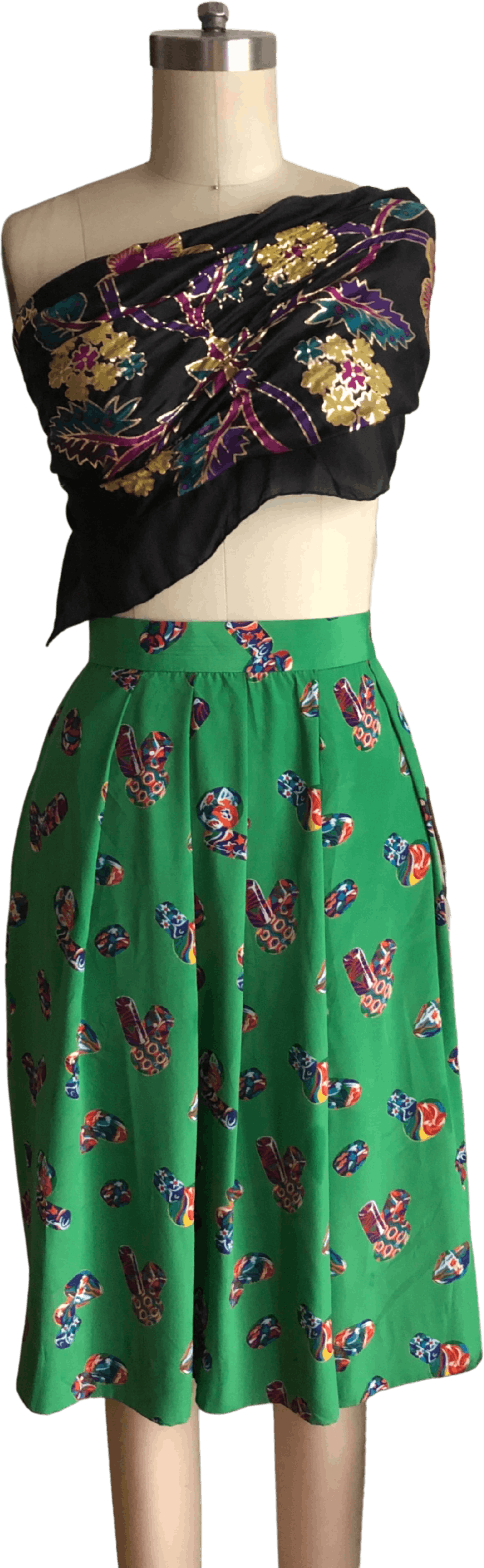 Vintage 80's Green High Waist Graphic Bermuda Shorts by Doncaster ...