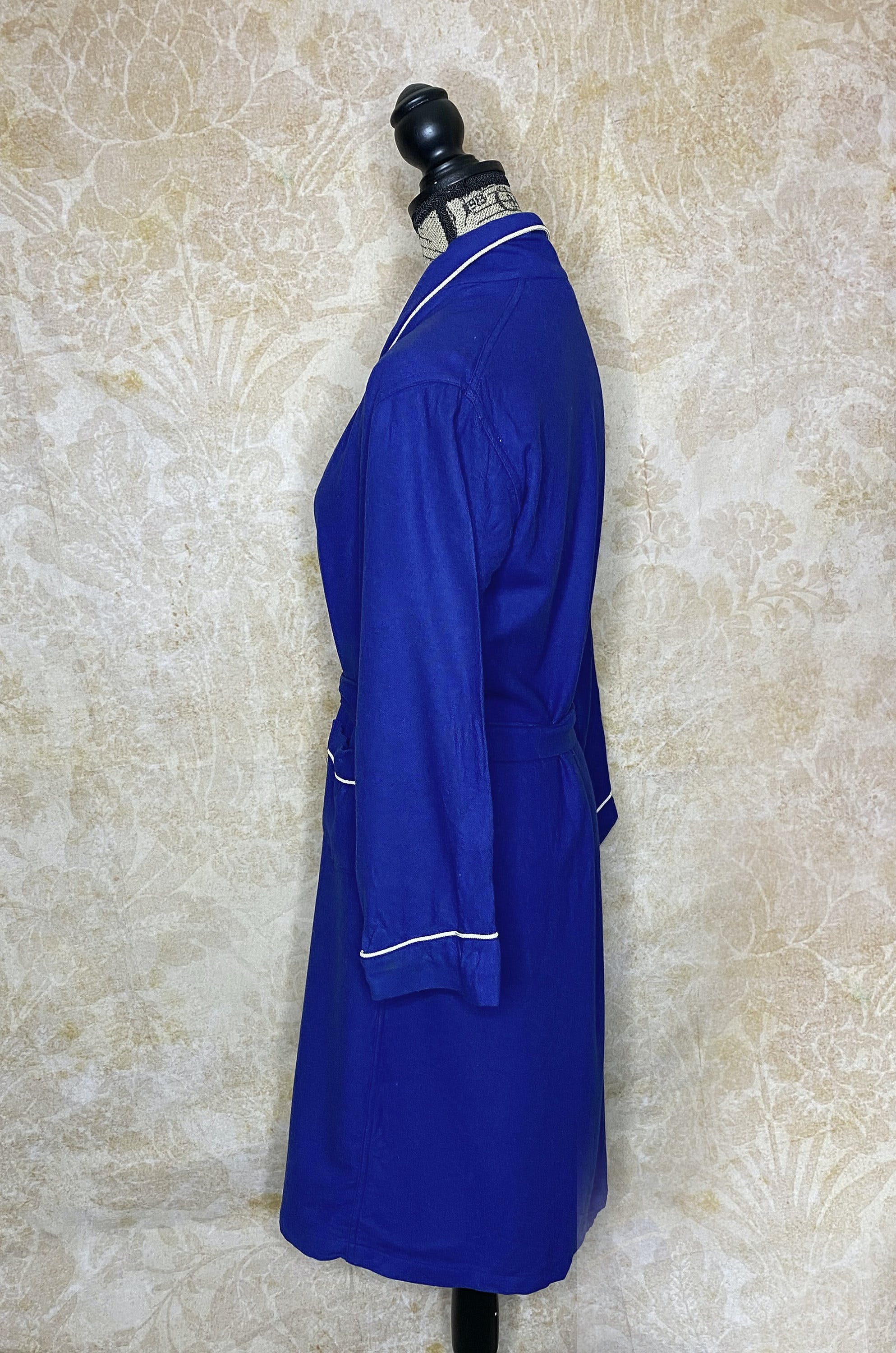 Vintage 50's/60's Royal Blue Robe by Tom n Jerry | Shop THRILLING