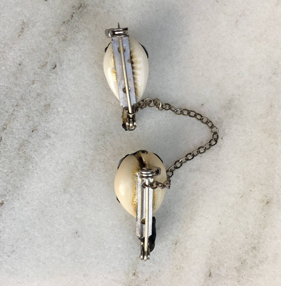 Vintage 50's Painted Sea Shell Fish Pins | Shop THRILLING