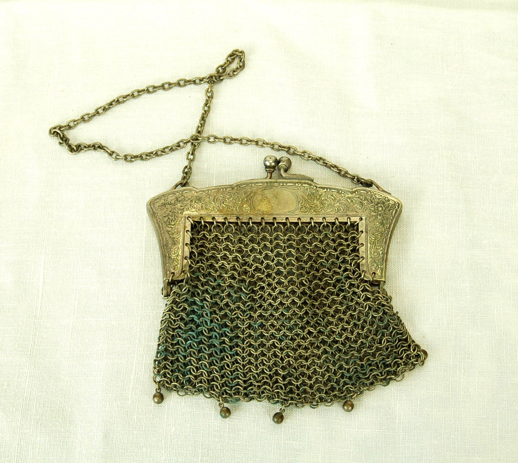 Vintage Antique German Kiss Clasp Chainmail Purse | Shop THRILLING