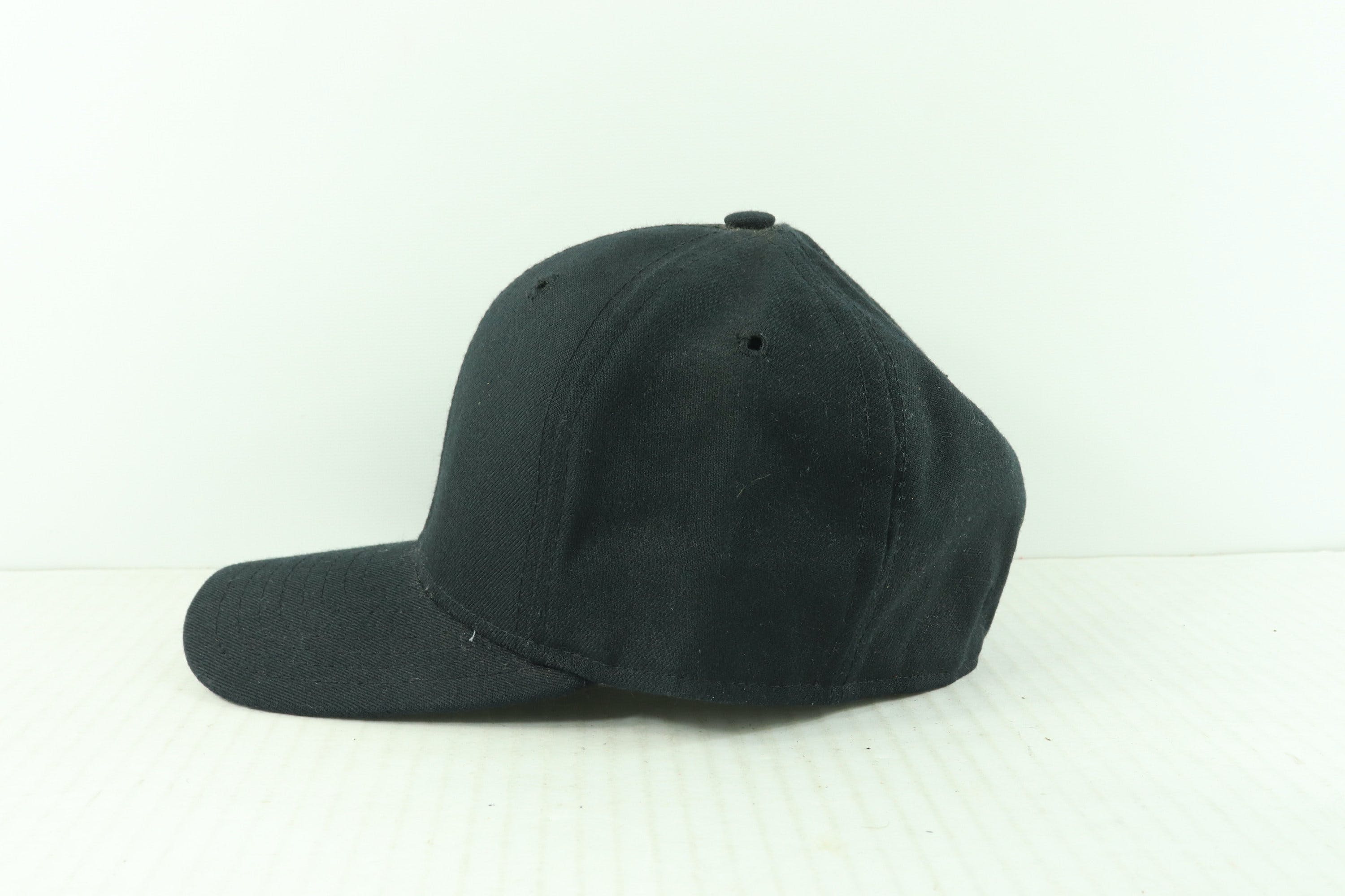 Vintage 90’s Black Fitted Hat by Low Profile | Shop THRILLING