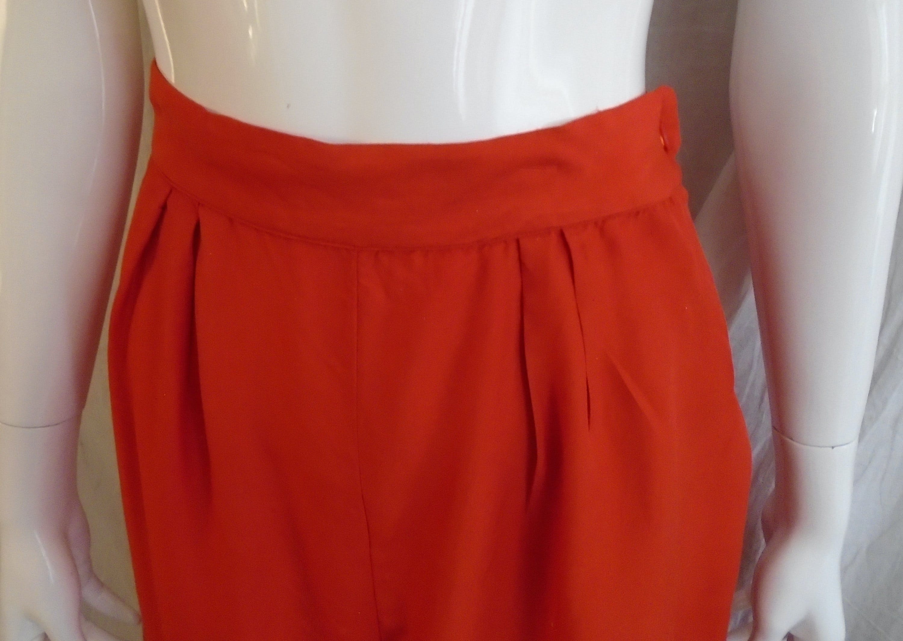 Vintage 50’s Red Side Button Capri Pants | Shop THRILLING