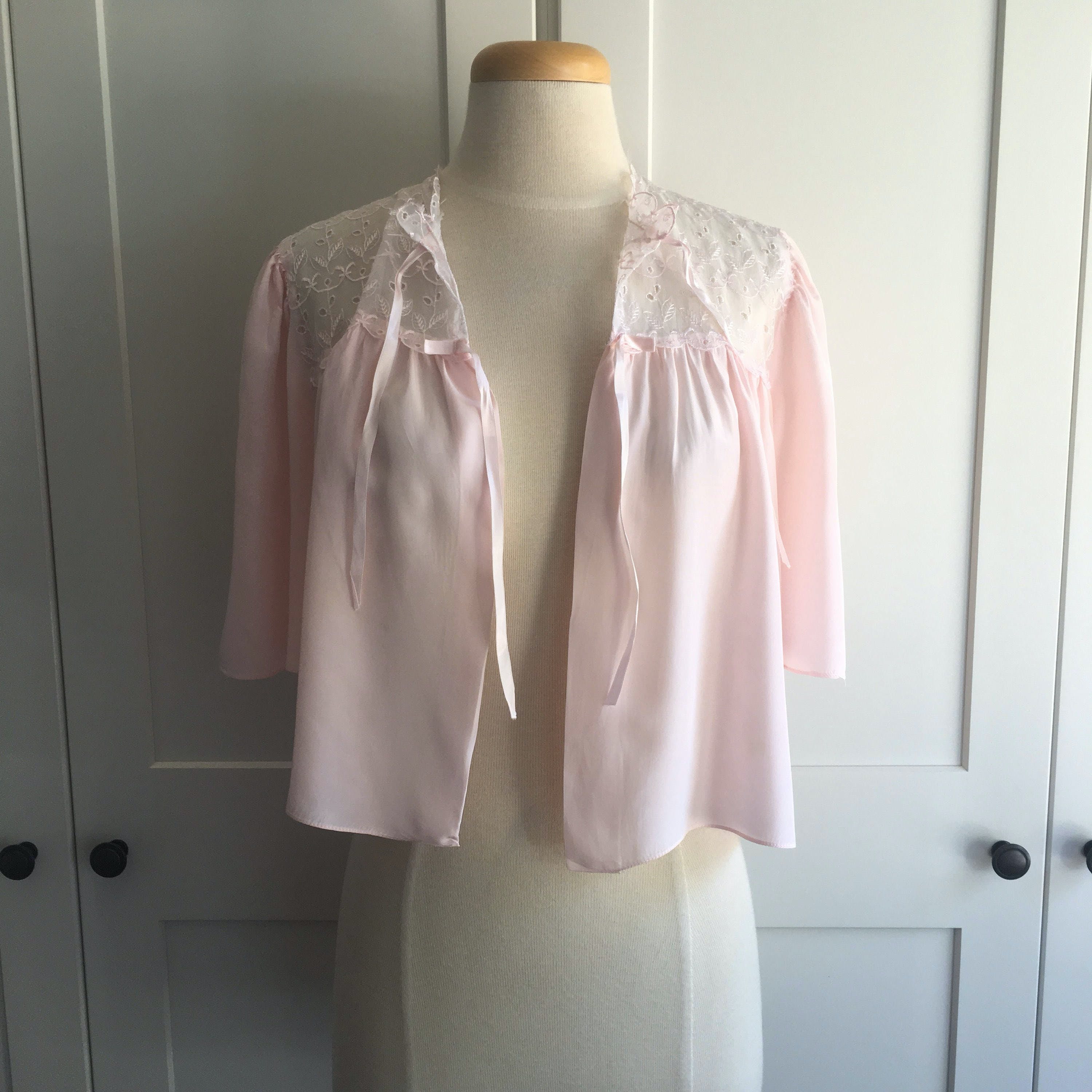 Vintage 60's Pink Bed Jacket with Embroidered Eyelet Lace Chiffon ...