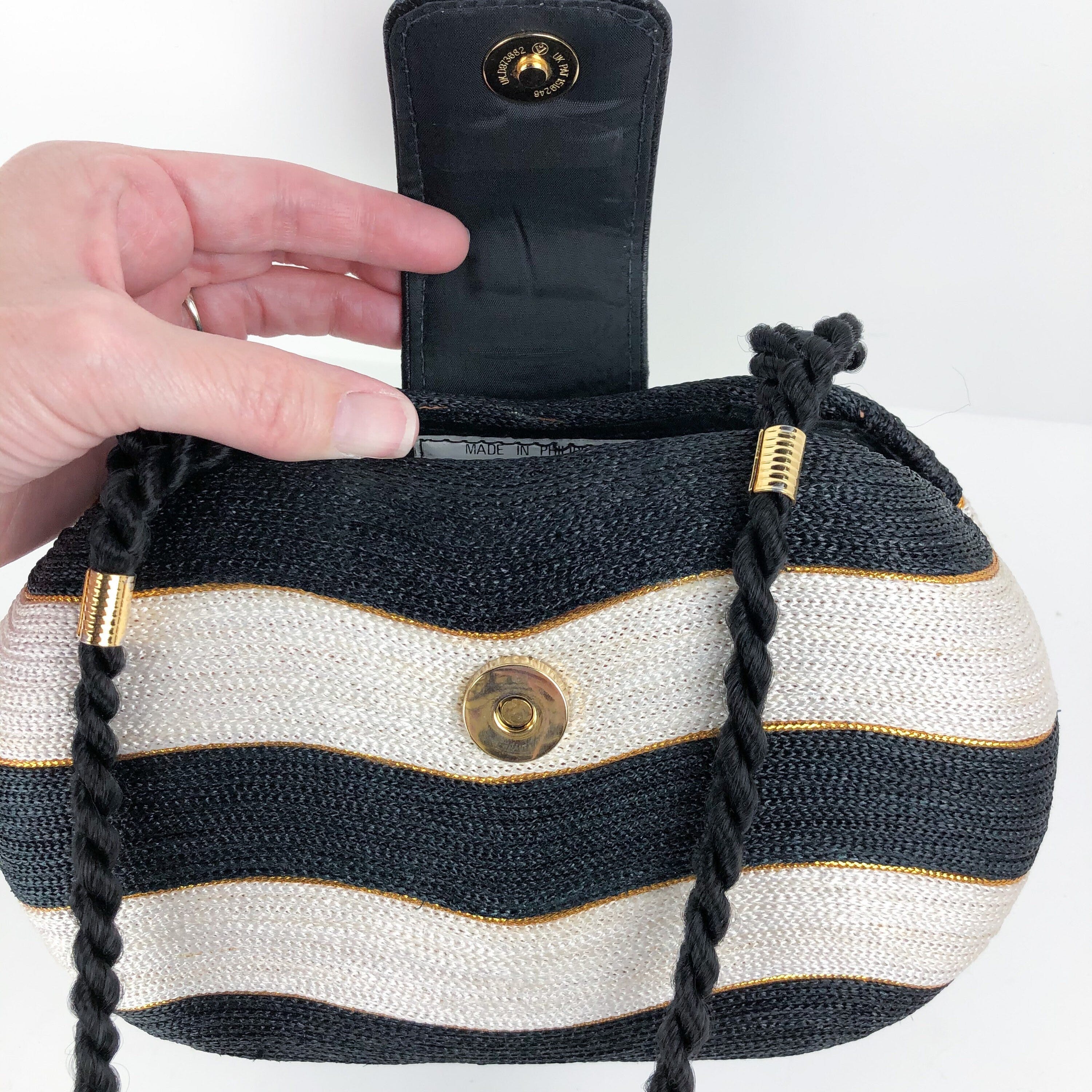 Vintage Black and White Striped Hard Shell Purse | Shop THRILLING