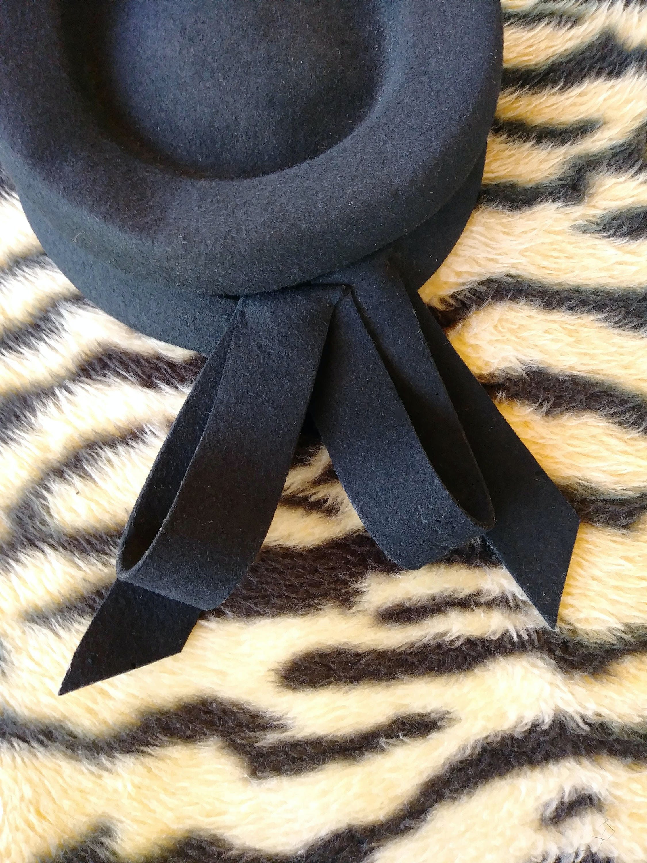 Vintage 40’s Black Wool Tilt Hat by Merrimac Hat Corp. | Shop THRILLING