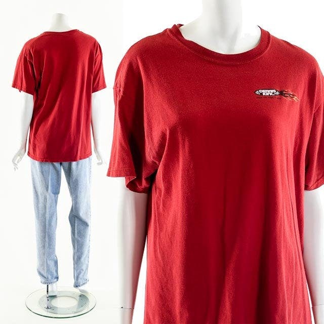 Vintage 90’s Red T-Shirt | Shop THRILLING