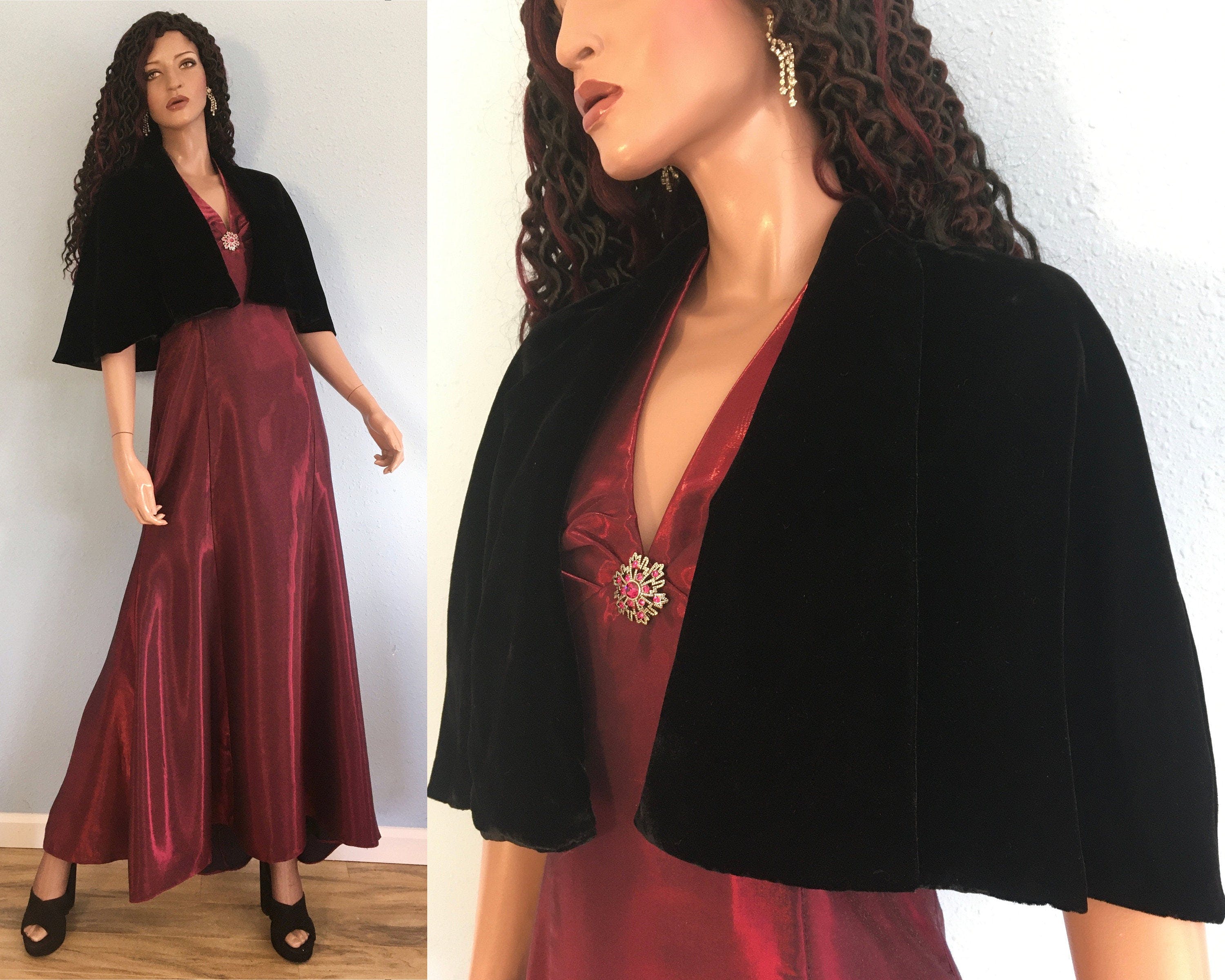 Vintage 50’s Black Velvet Capelet by Haggarty's | Shop THRILLING