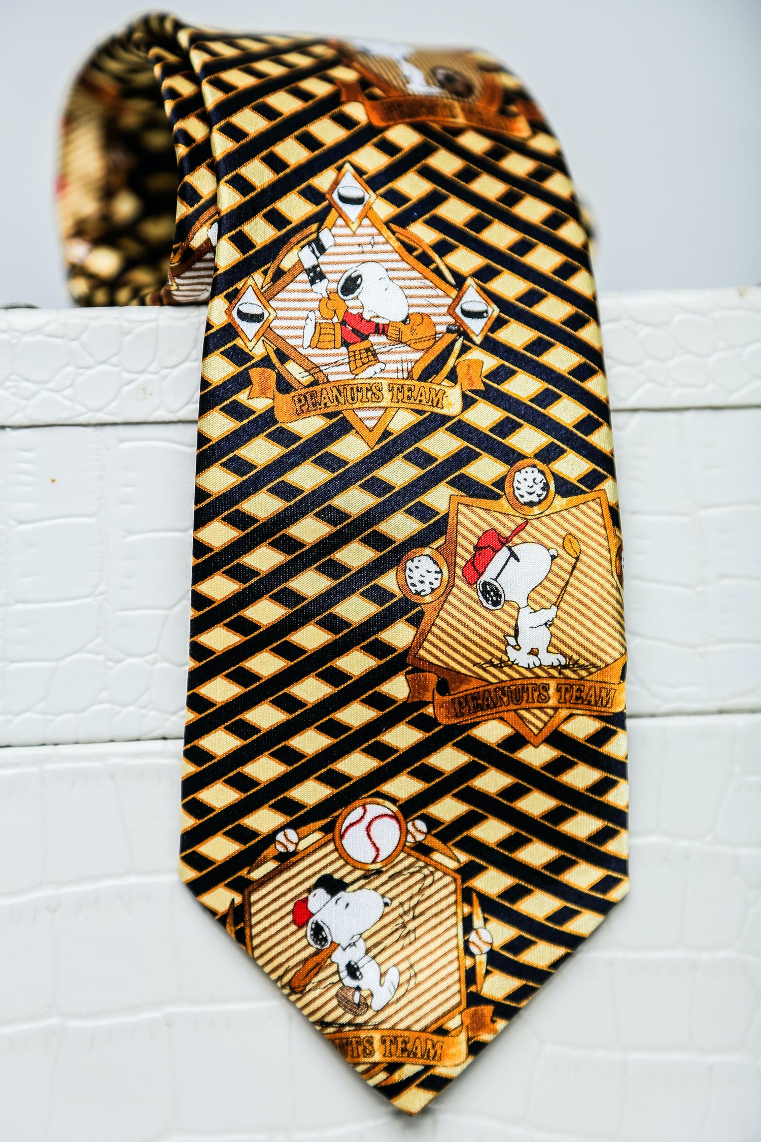Vintage 90's Snoopy Skinny Tie | Shop THRILLING