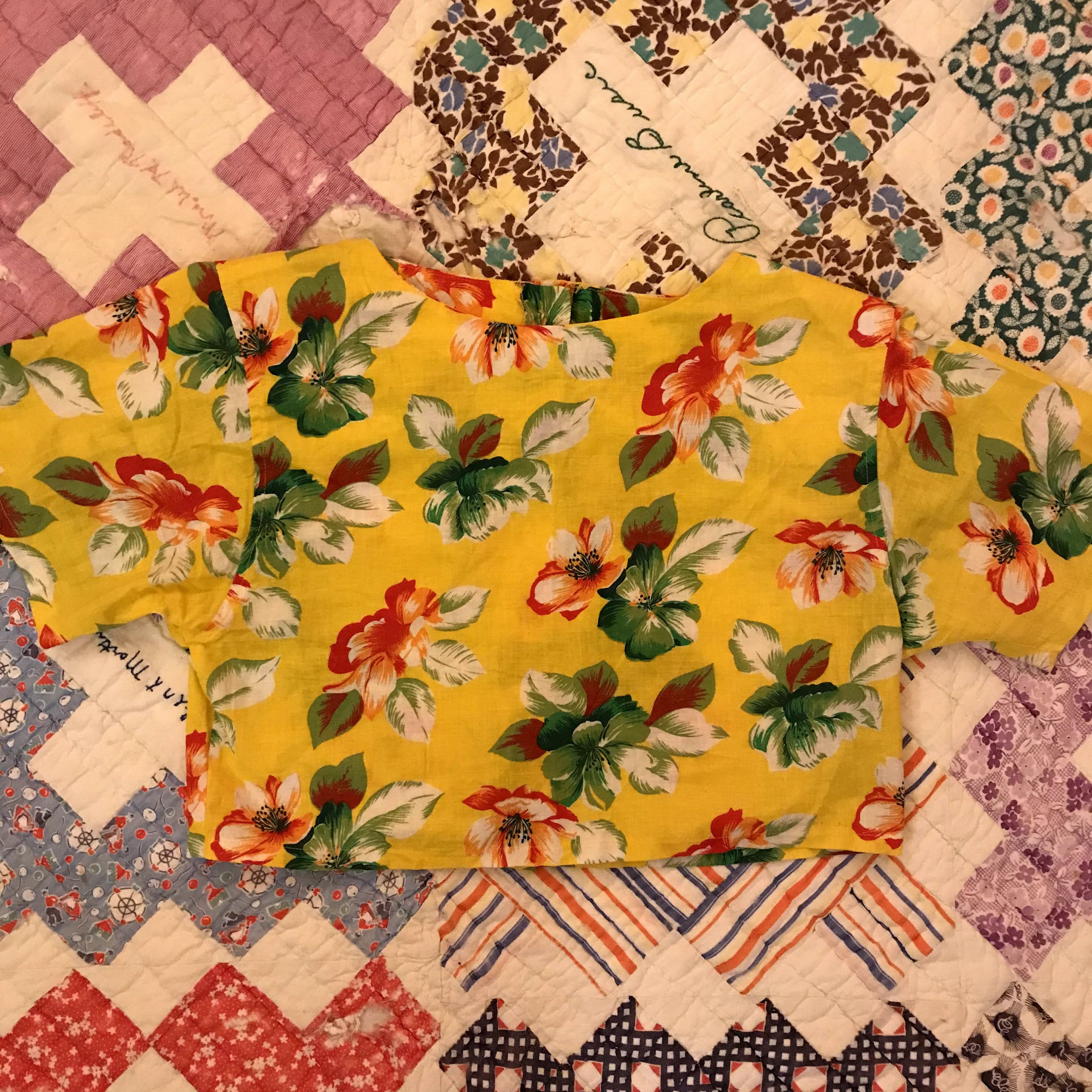 Vintage 60’s/70’s Yellow Floral Cropped Top by Wild Life | Shop THRILLING