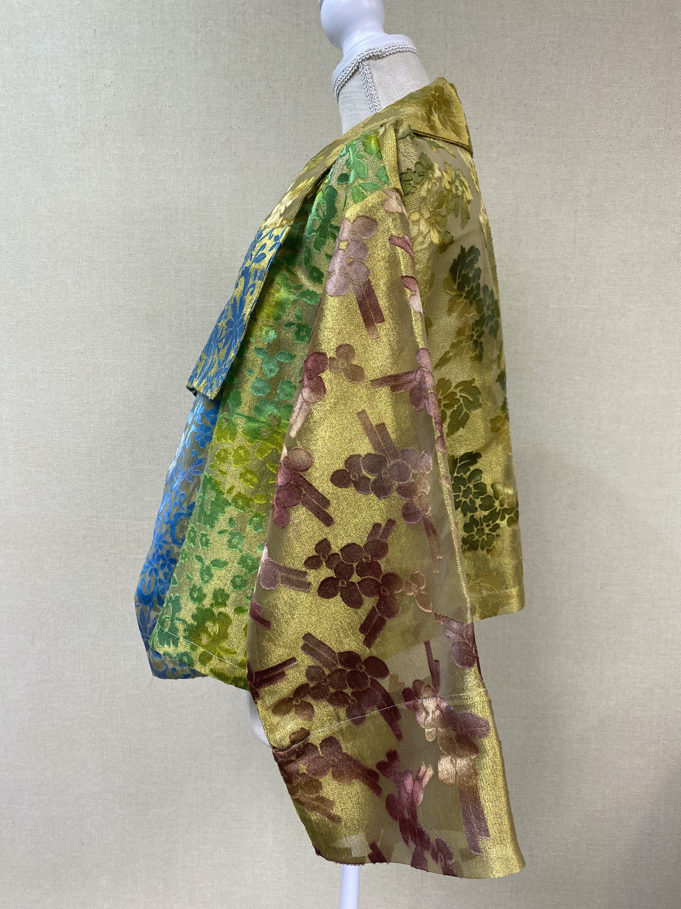 Vintage 90’s Gold Hand Embossed Silk Kimono Style Blouse | Shop THRILLING
