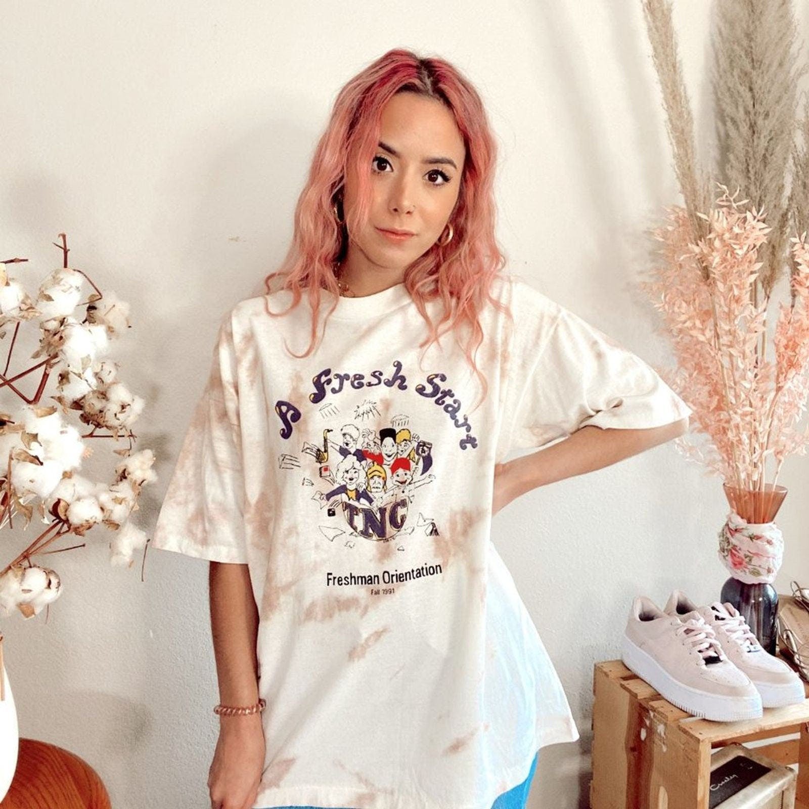 Vintage 90's Fall Freshman Orientation Graphic Tee | Shop THRILLING