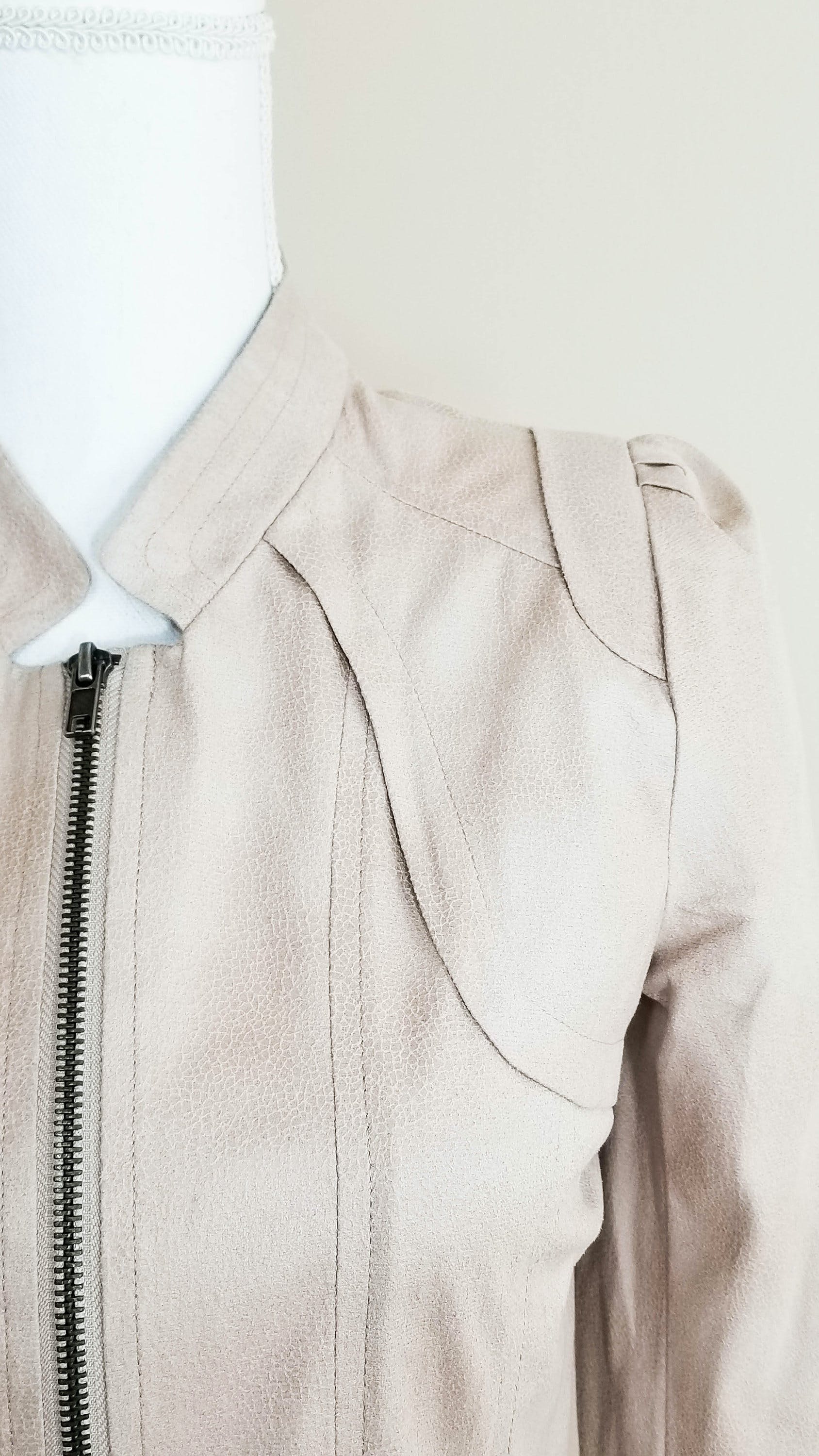 Vintage 90’s Beige Suede Structured Zip Up Jacket | Shop THRILLING
