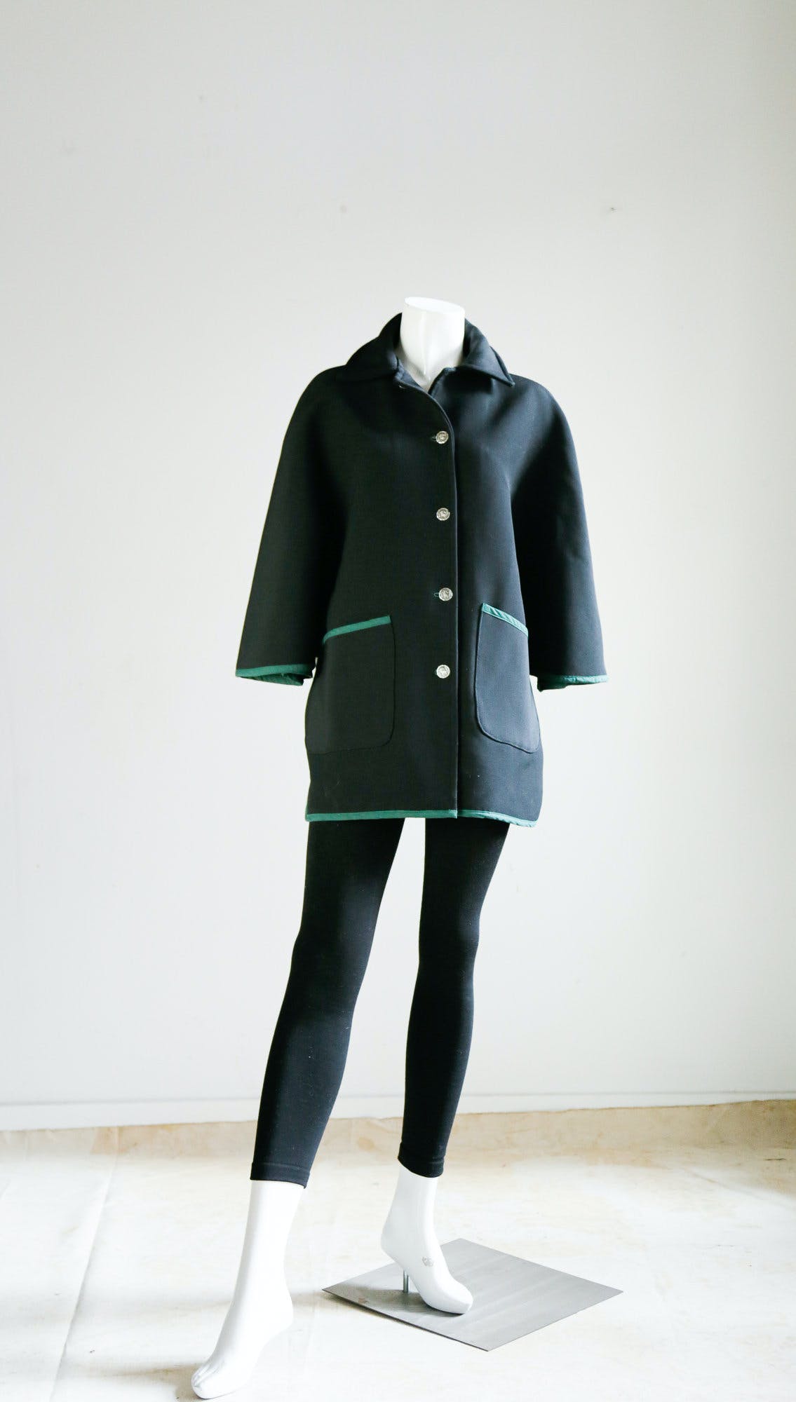 Vintage Chic Black Hunting Cape Coat | Shop THRILLING