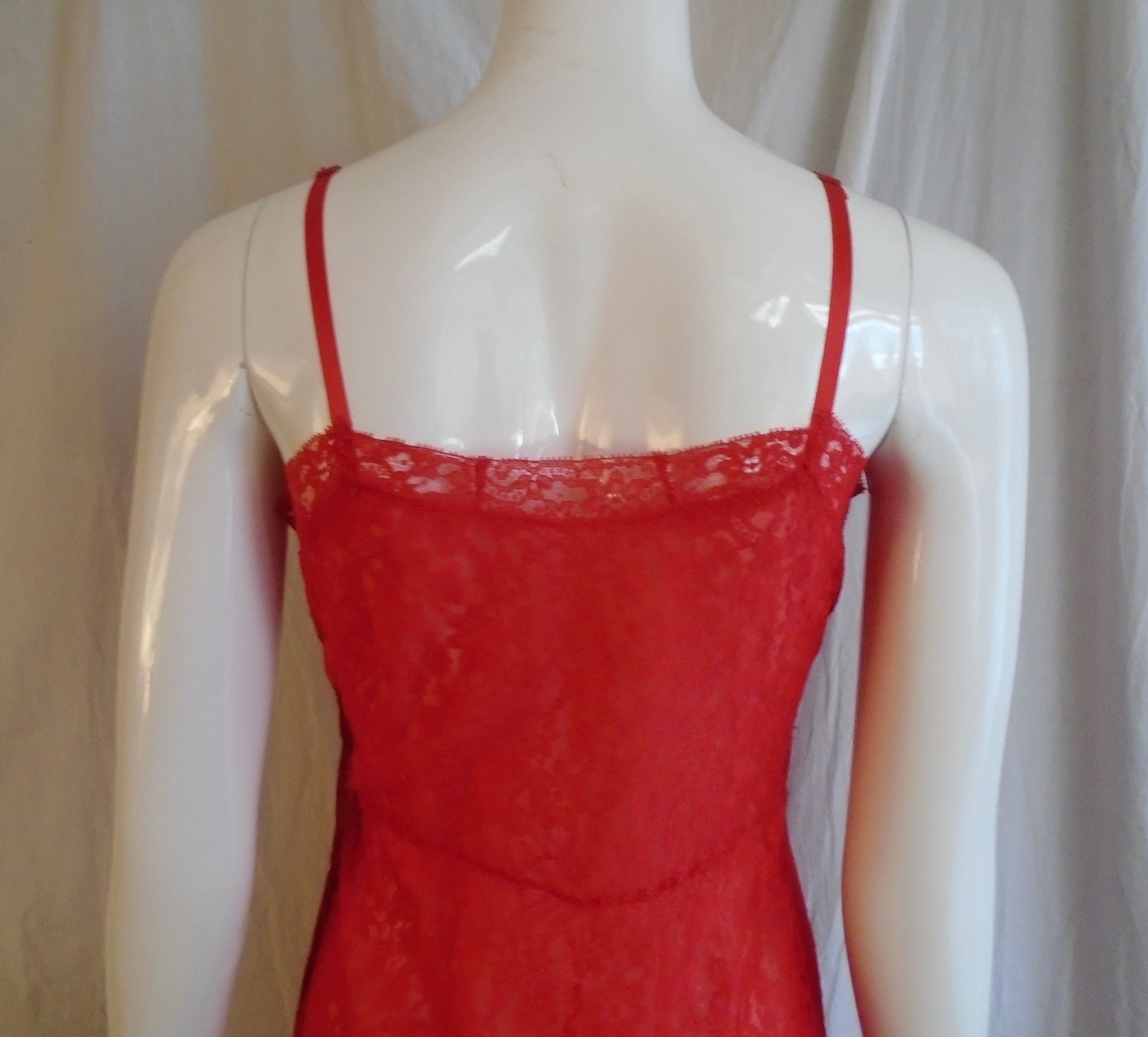 Vintage 50’s Red Lace Empire Waist Slip by Van Raalte | Shop THRILLING