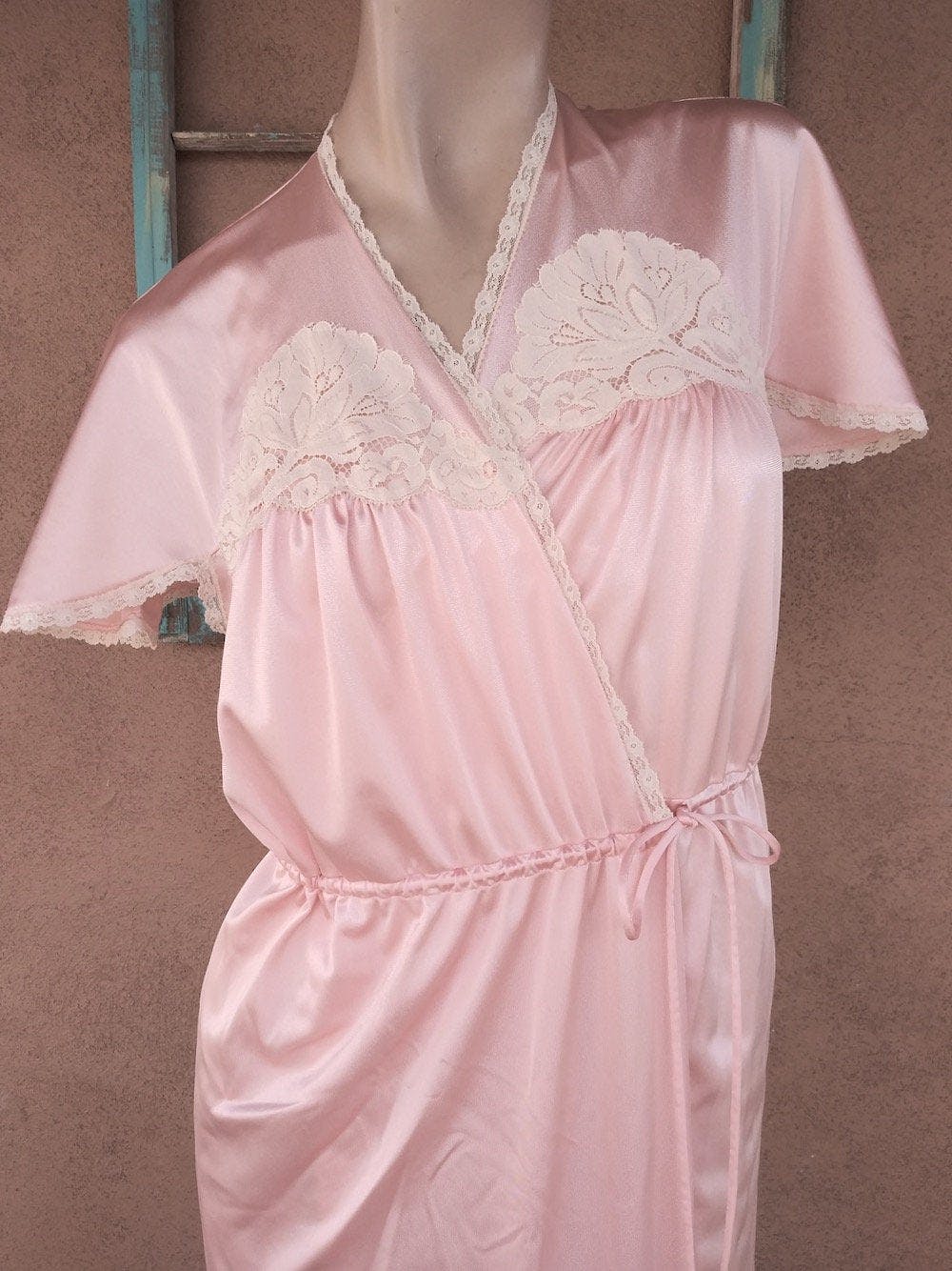 Vintage 70's Pink Peignoir Set with Nightgown and Robe by Collectibles ...