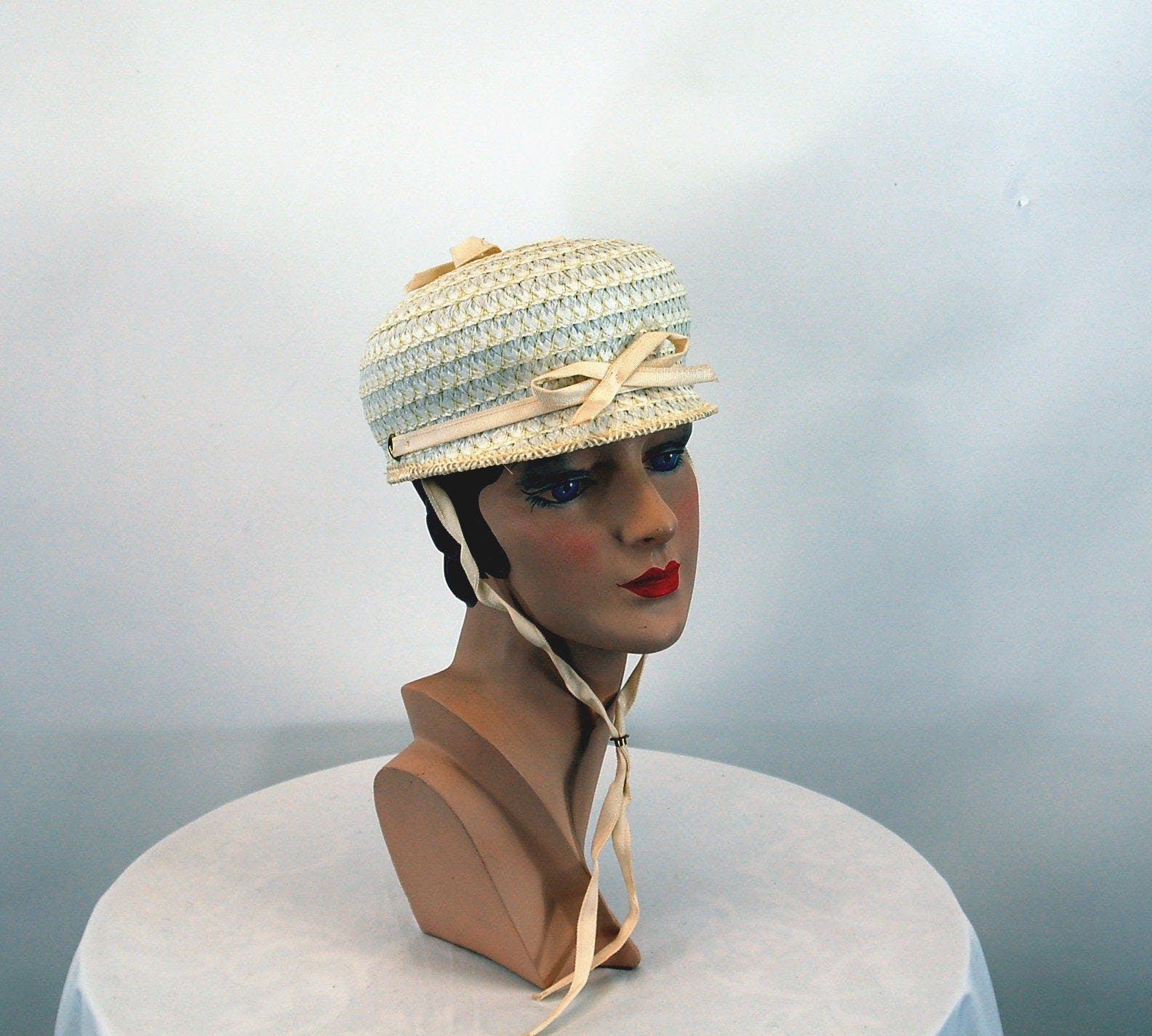 Vintage 60's Jockey Style Straw Bubble Hat | Shop THRILLING