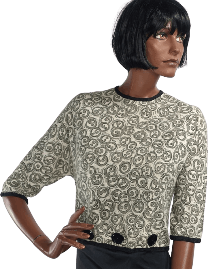 Vintage Gray Figural Print Popover Cropped Sweater | Shop THRILLING