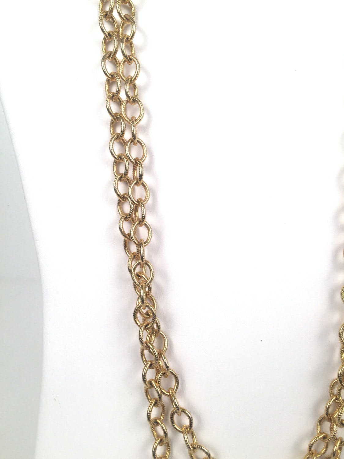 Vintage 80’s Gold Link Chain Necklace | Shop THRILLING