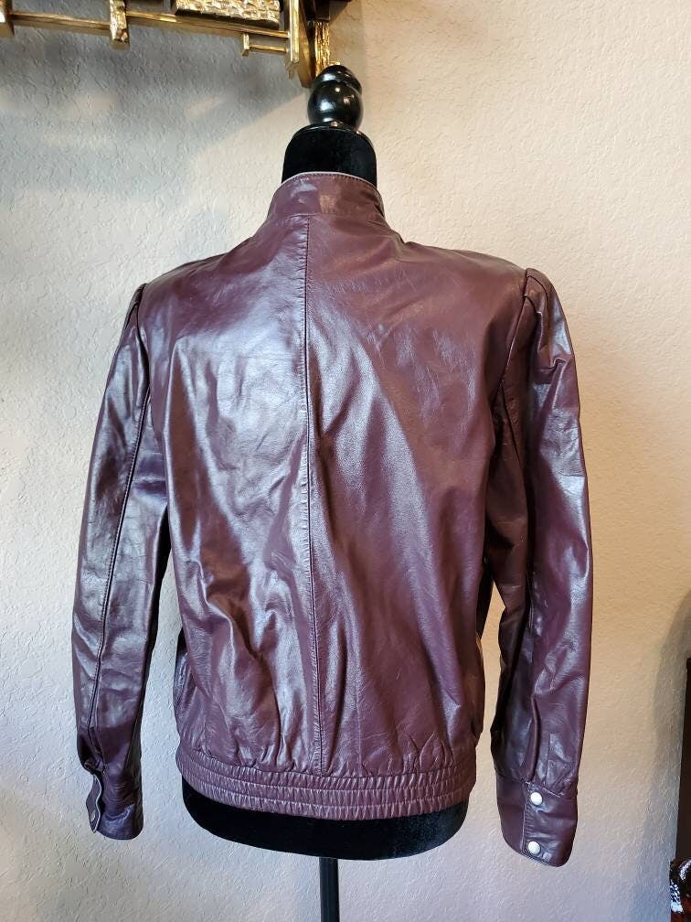 Vintage 80’s Burgundy Leather Bomber Jacket | Shop THRILLING
