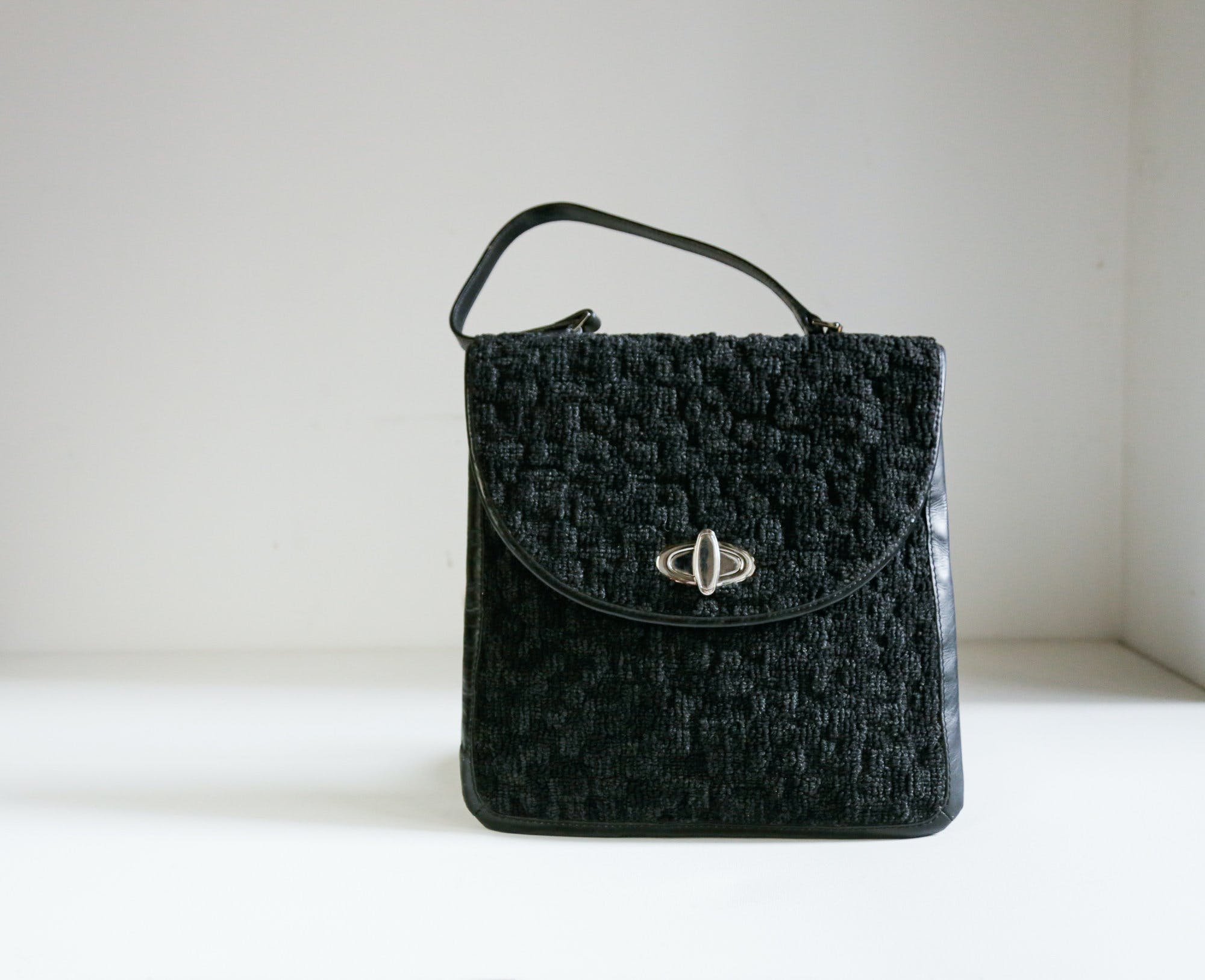 Vintage Dark Grey Textured Shoulder Bag by Jerry Terrence | Shop THRILLING