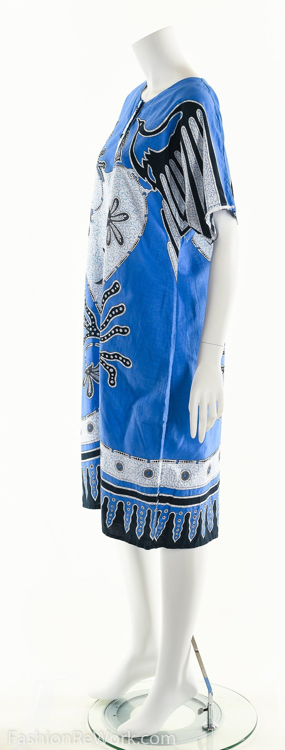Vintage 70’s Blue Batik Heart Shift Dress by Aloha Batik | Shop THRILLING