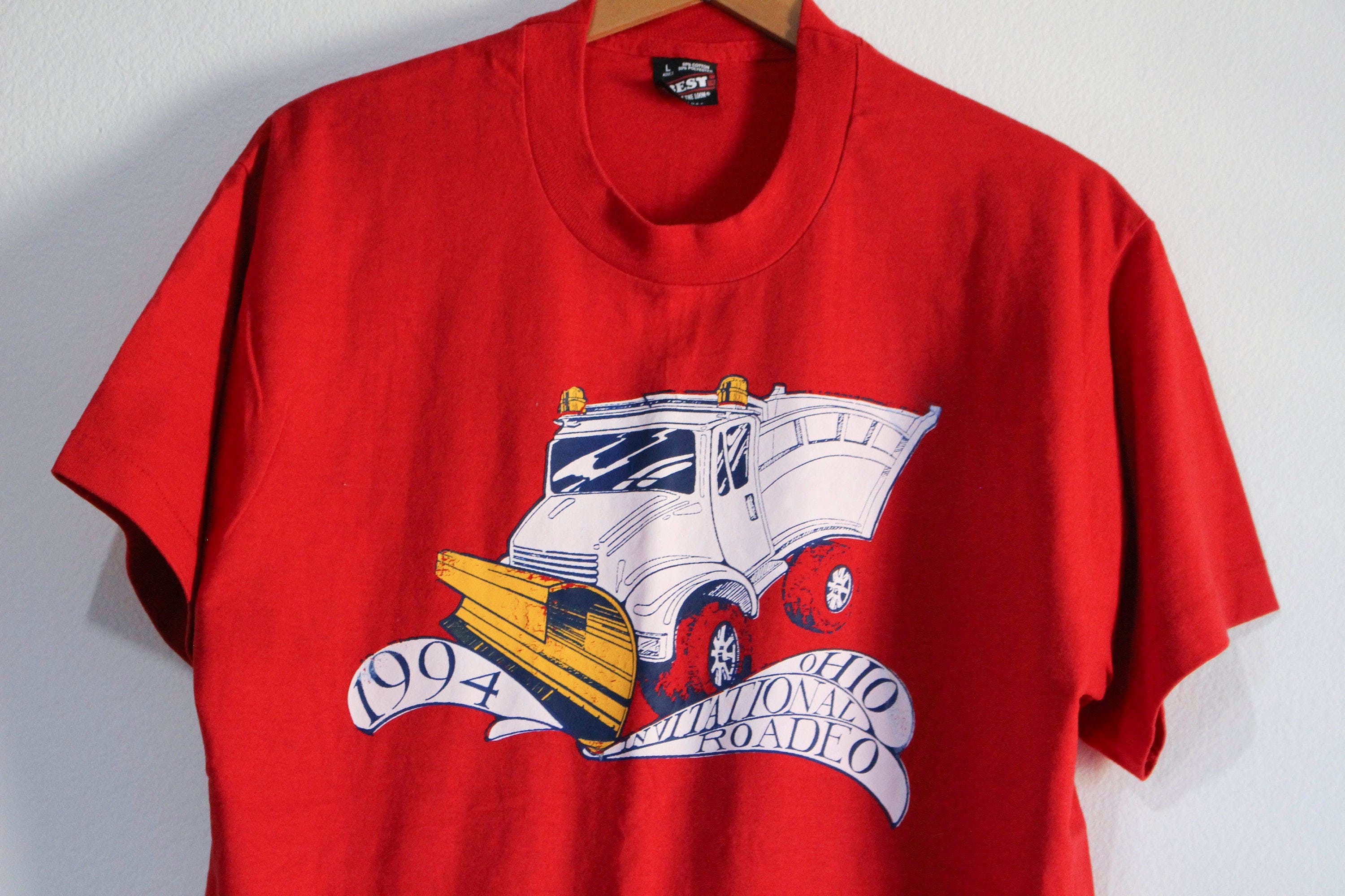 Vintage 90’s Red Ohio Invitational Roadeo Cotton T-Shirt by Fruit of ...
