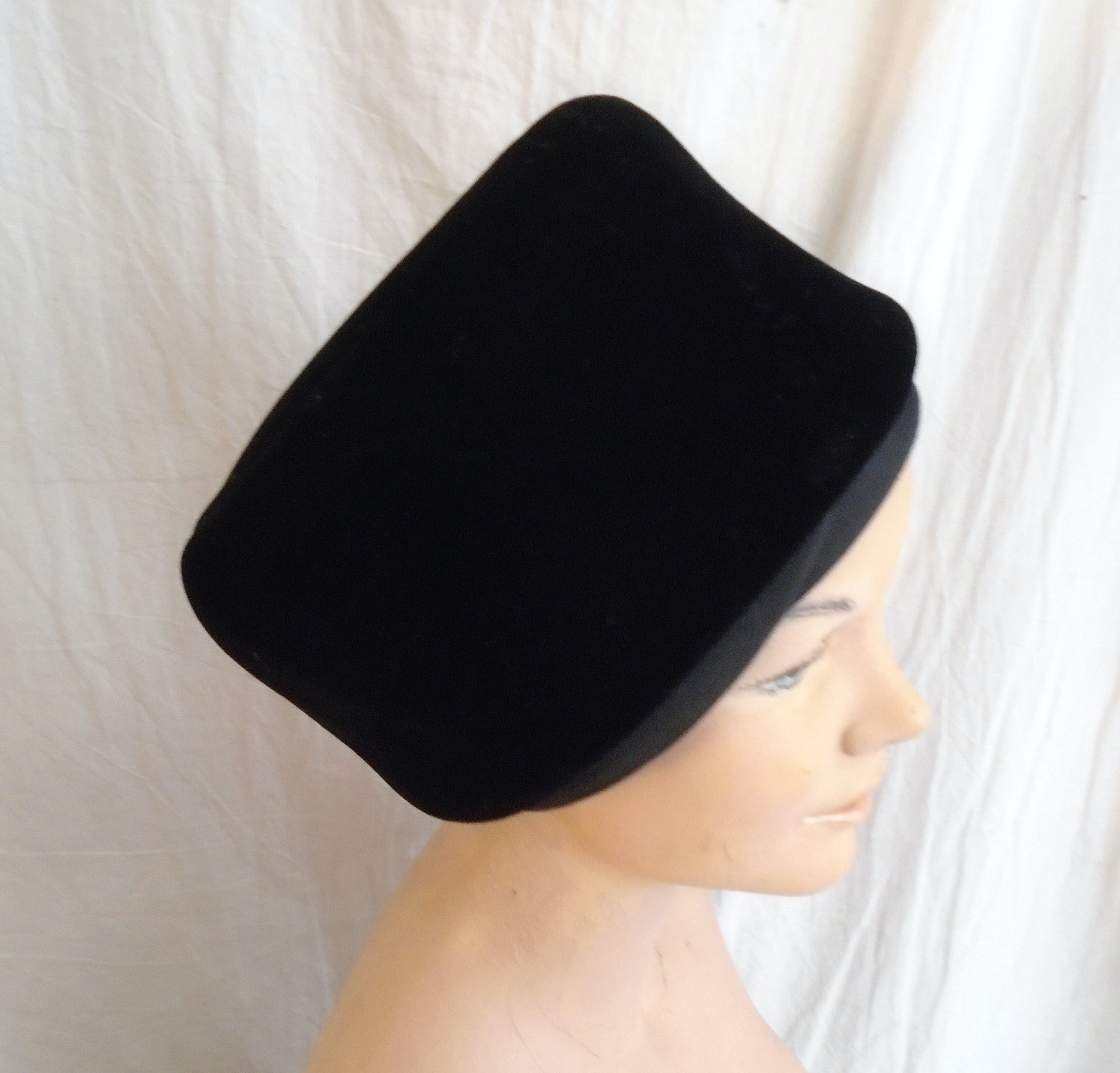 Vintage 60’s Black Velvet Tall Pillbox Hat | Shop THRILLING