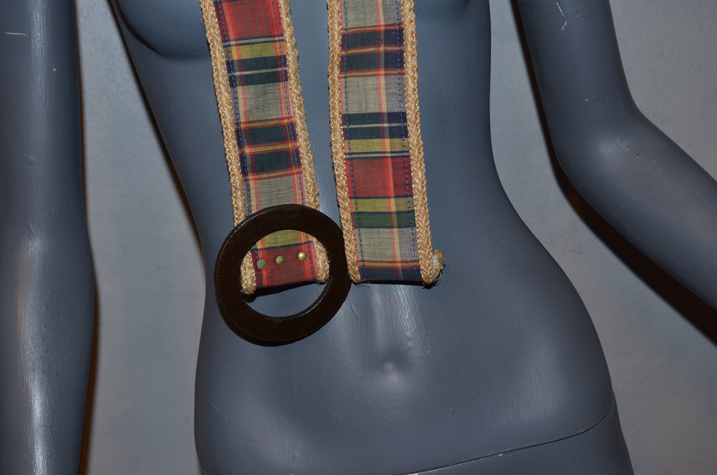 Vintage 70’s Braided Jute and Plaid Belt with Wood Buckle by Kim ...