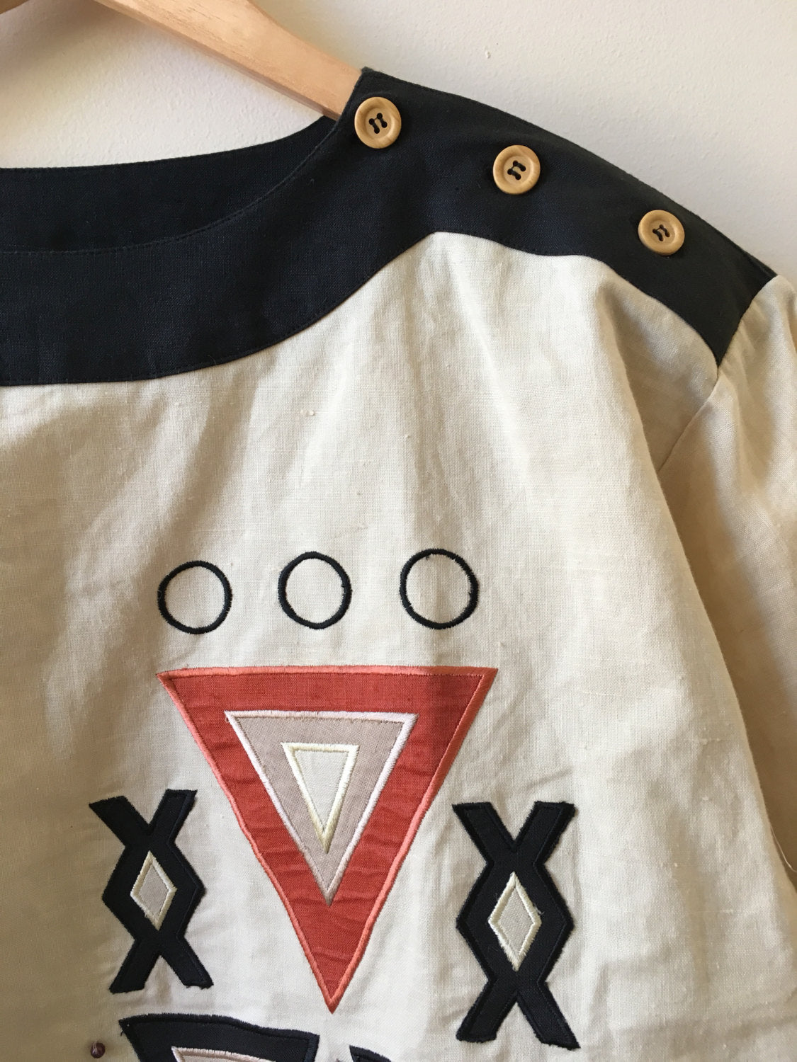 Vintage Native American Linen Tunic with Wooden Buttons by Premiere ...