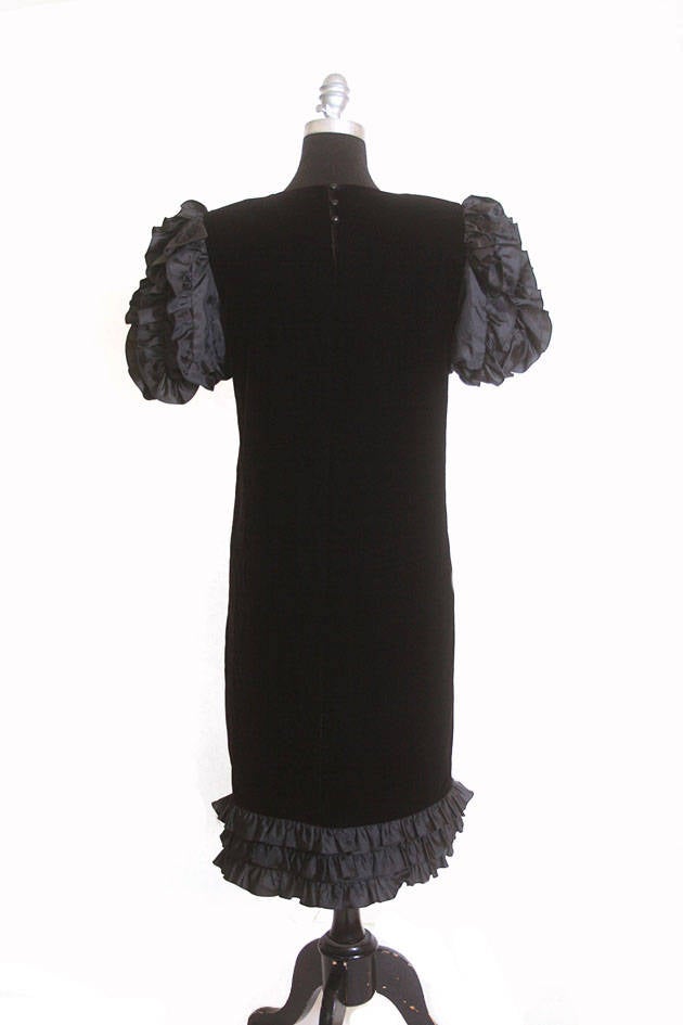 Vintage 80’s Velvet and Ruffles Black Dress by Maggie London by ...