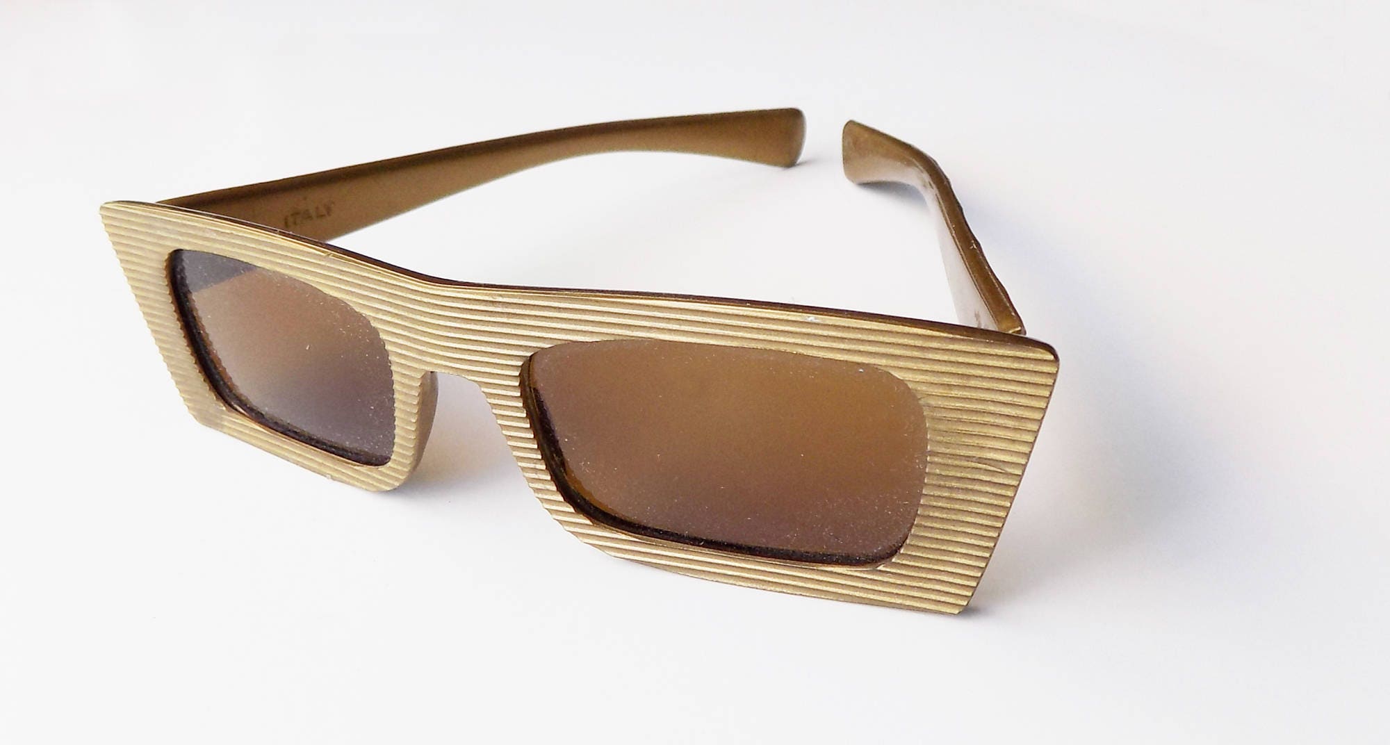 Vintage 60s-80s Italian Sunglasses Plastic Mod Tv Devo Adult Size ...