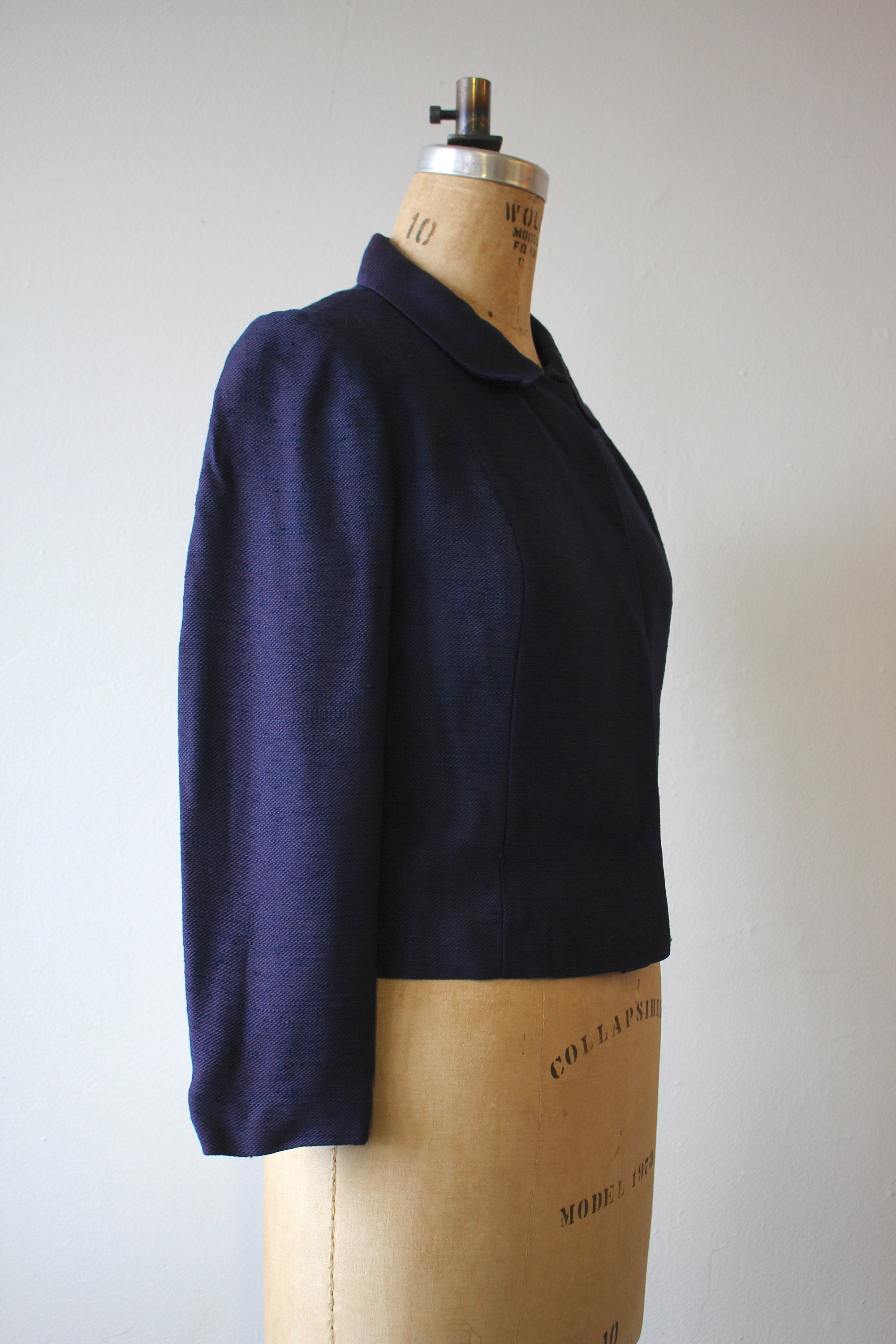 Vintage 60's Navy Boxy Cropped Blazer | Shop THRILLING