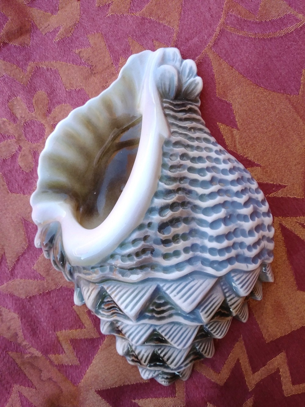 Vintage 50s Seashell Wall Pocket Vase | Shop THRILLING