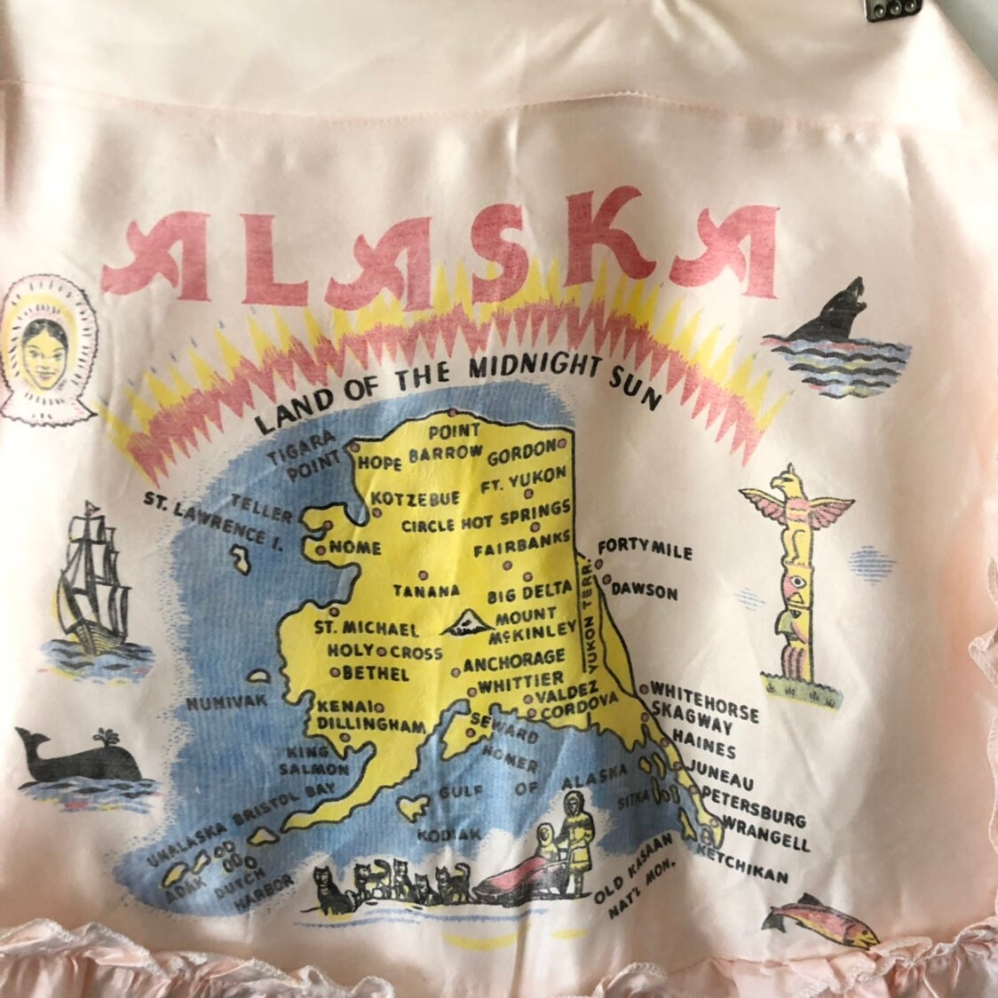 Vintage Satin Souvenir Apron 50s Alaska Destinations Half Apron with W ...